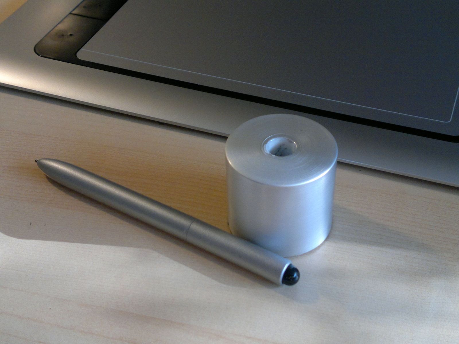 Weighted Pen Holder for Wacom Bamboo Graphic Tablets : 5 Steps ...