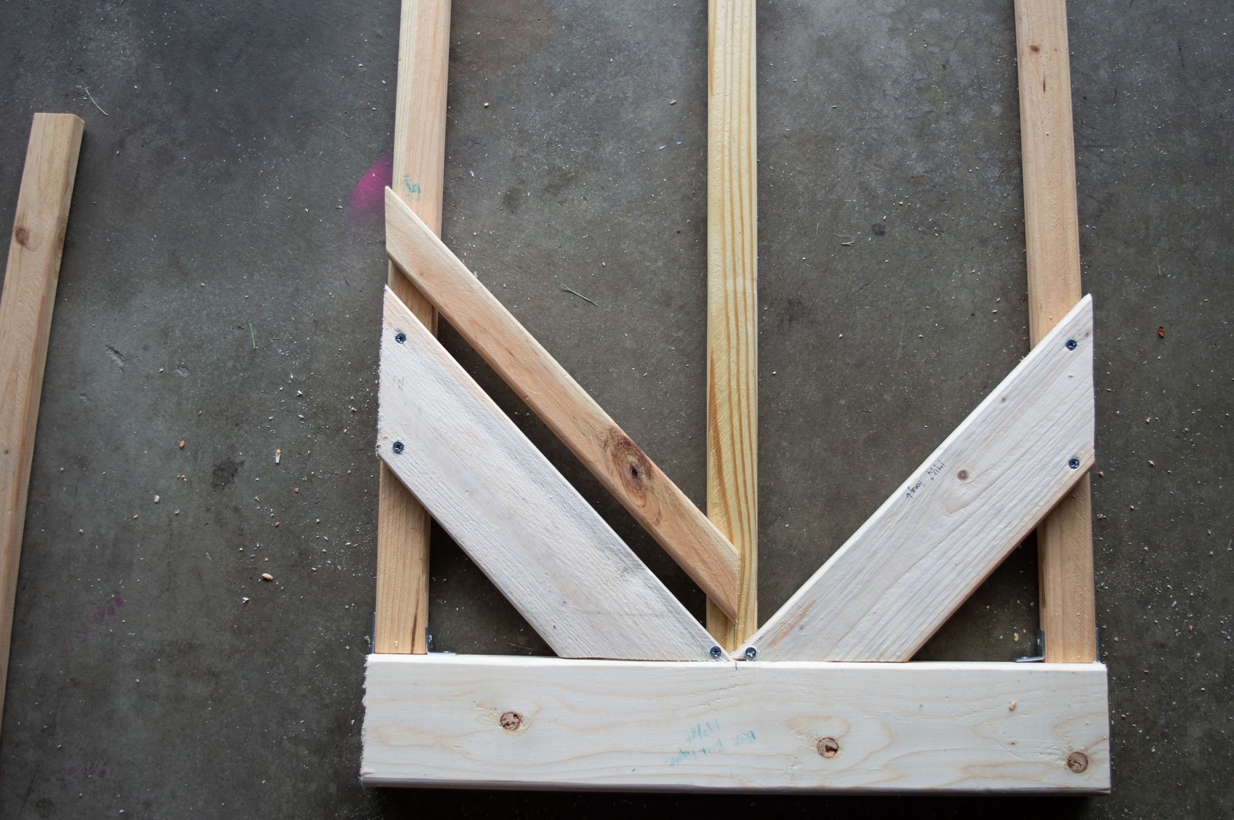 Chevron Adirondack Chair : 18 Steps (with Pictures) - Instructables