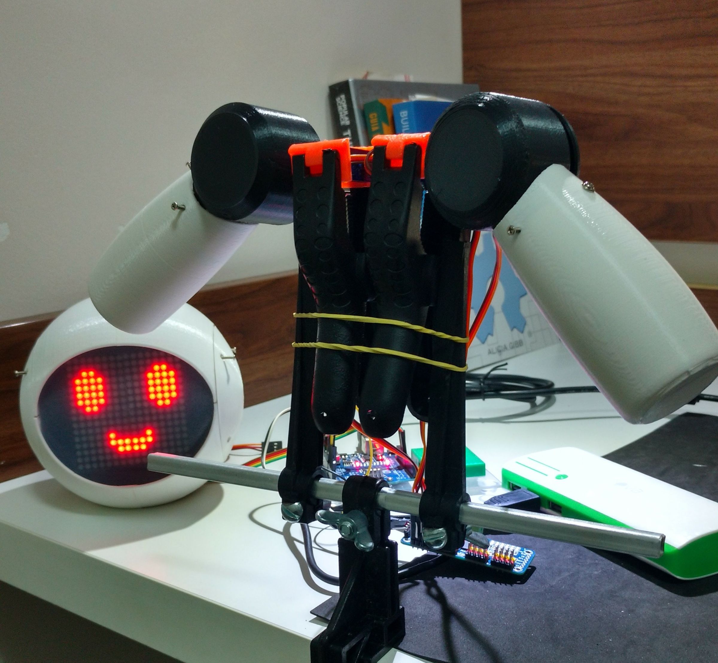 Joy Robot (Robô Da Alegria) - Open Source 3D Printed, Arduino Powered ...