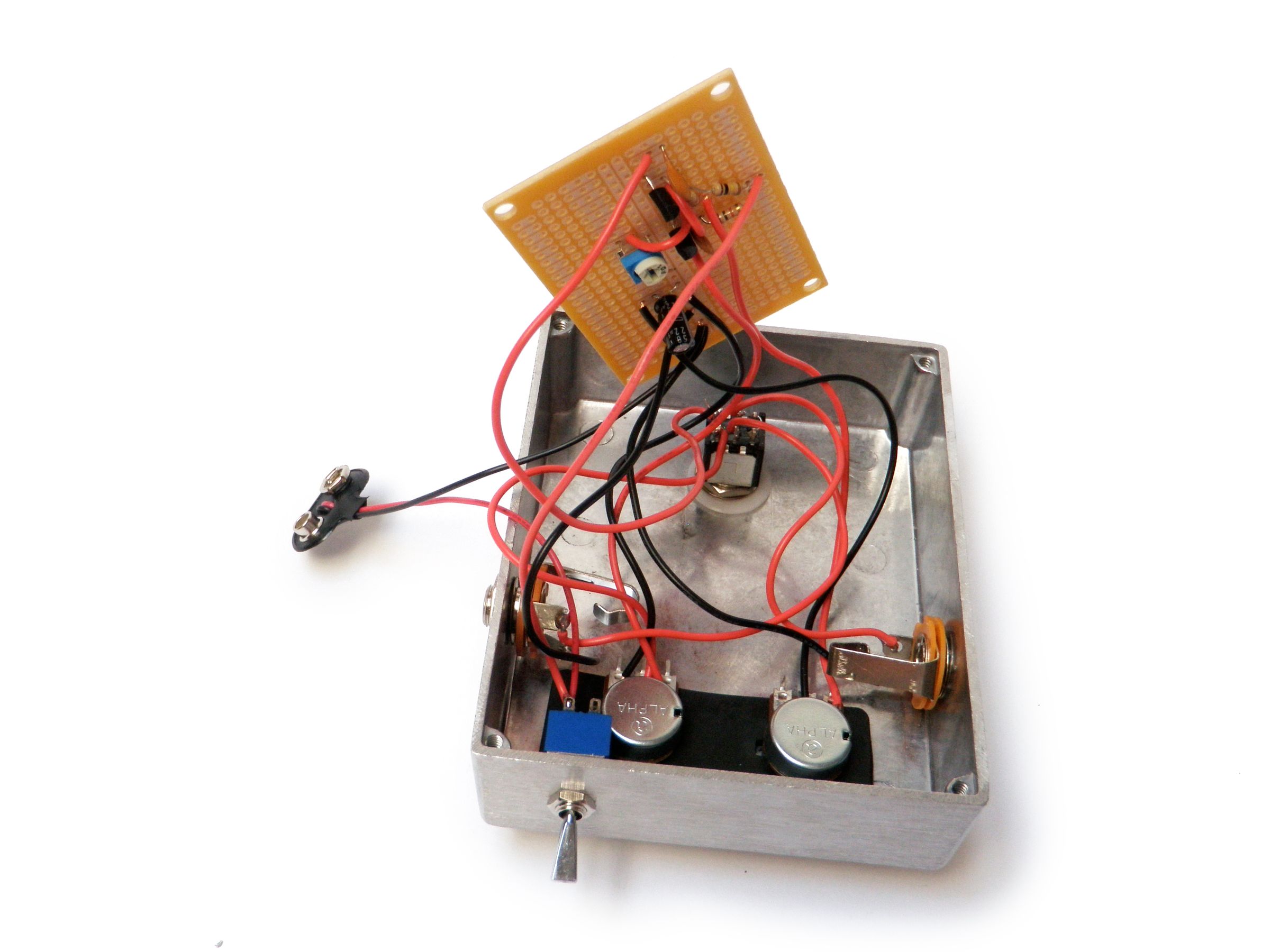 Fuzz Pedal : 18 Steps (with Pictures) - Instructables