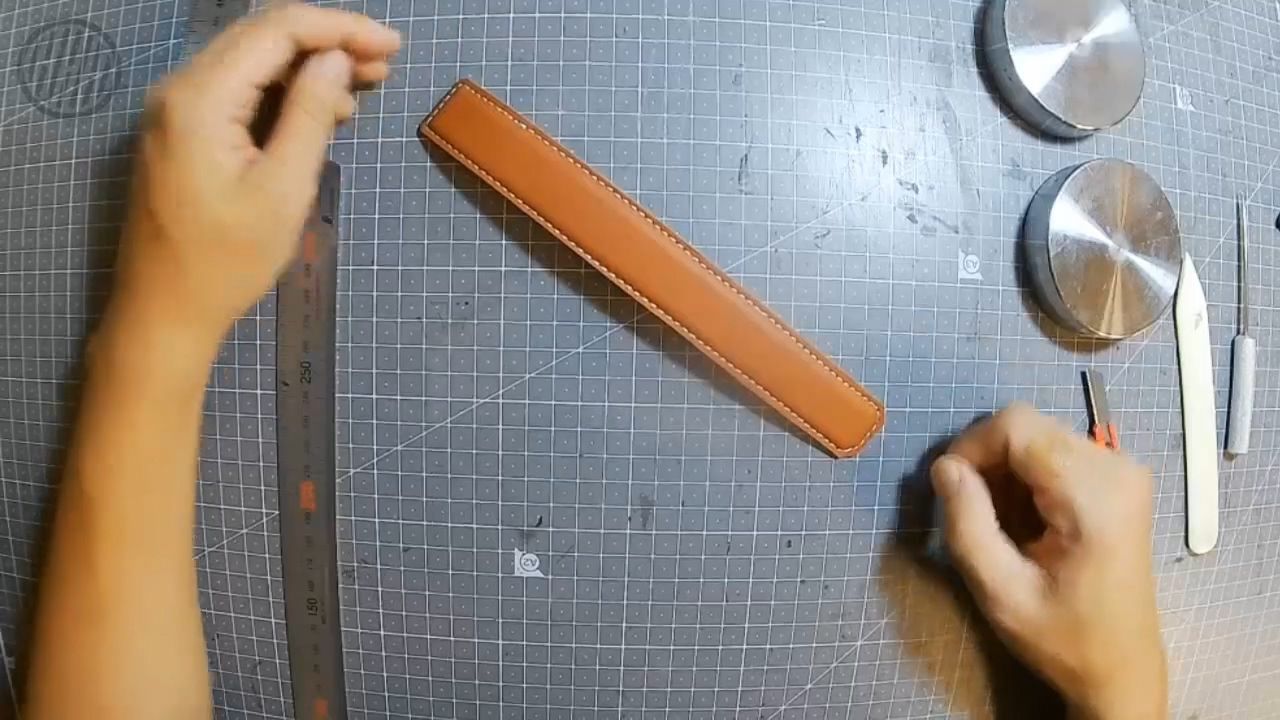 Leather Strap Clutch : 11 Steps (with Pictures) - Instructables