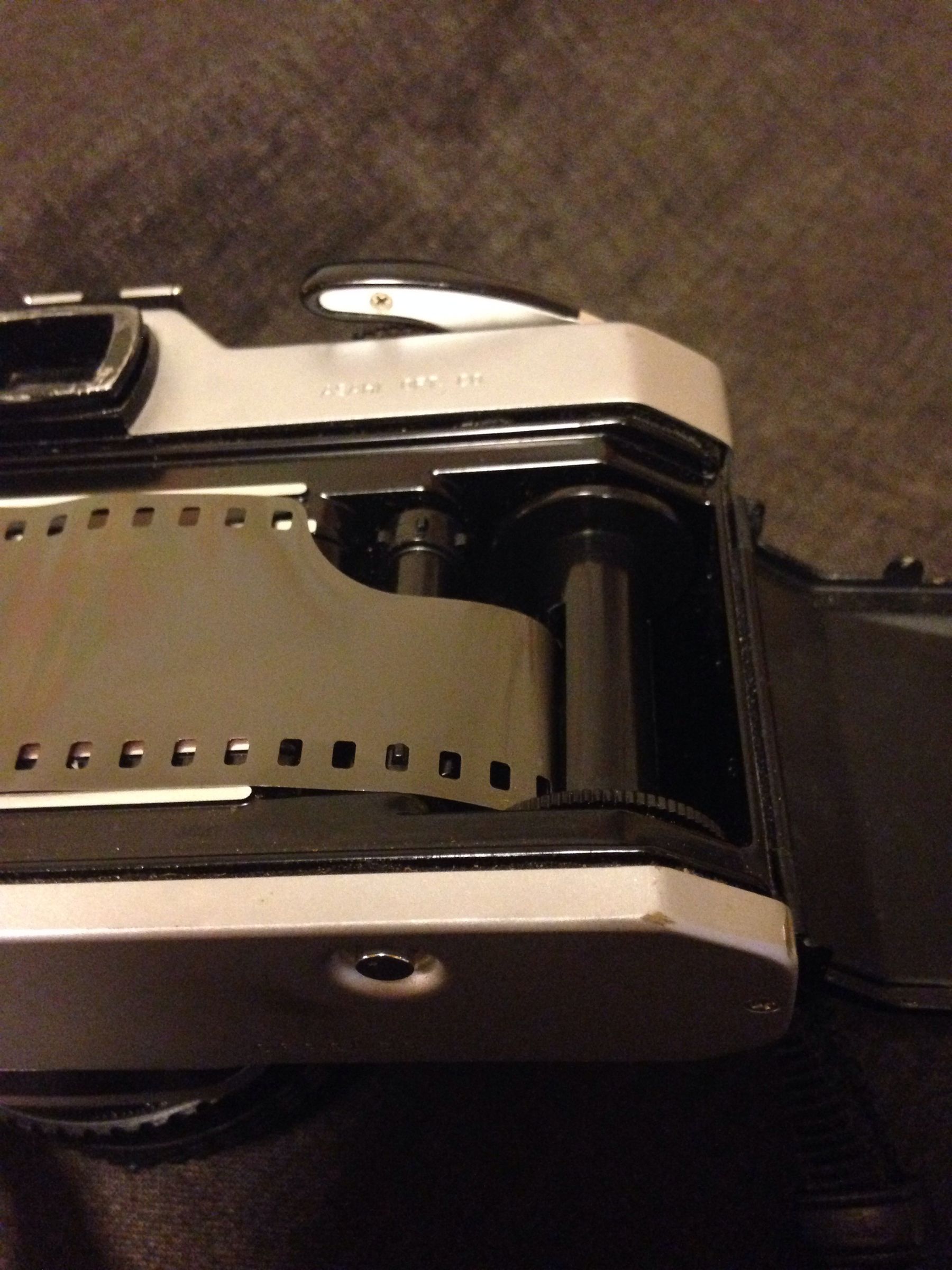 A Beginners Guide to 35mm Film Photography : 7 Steps - Instructables