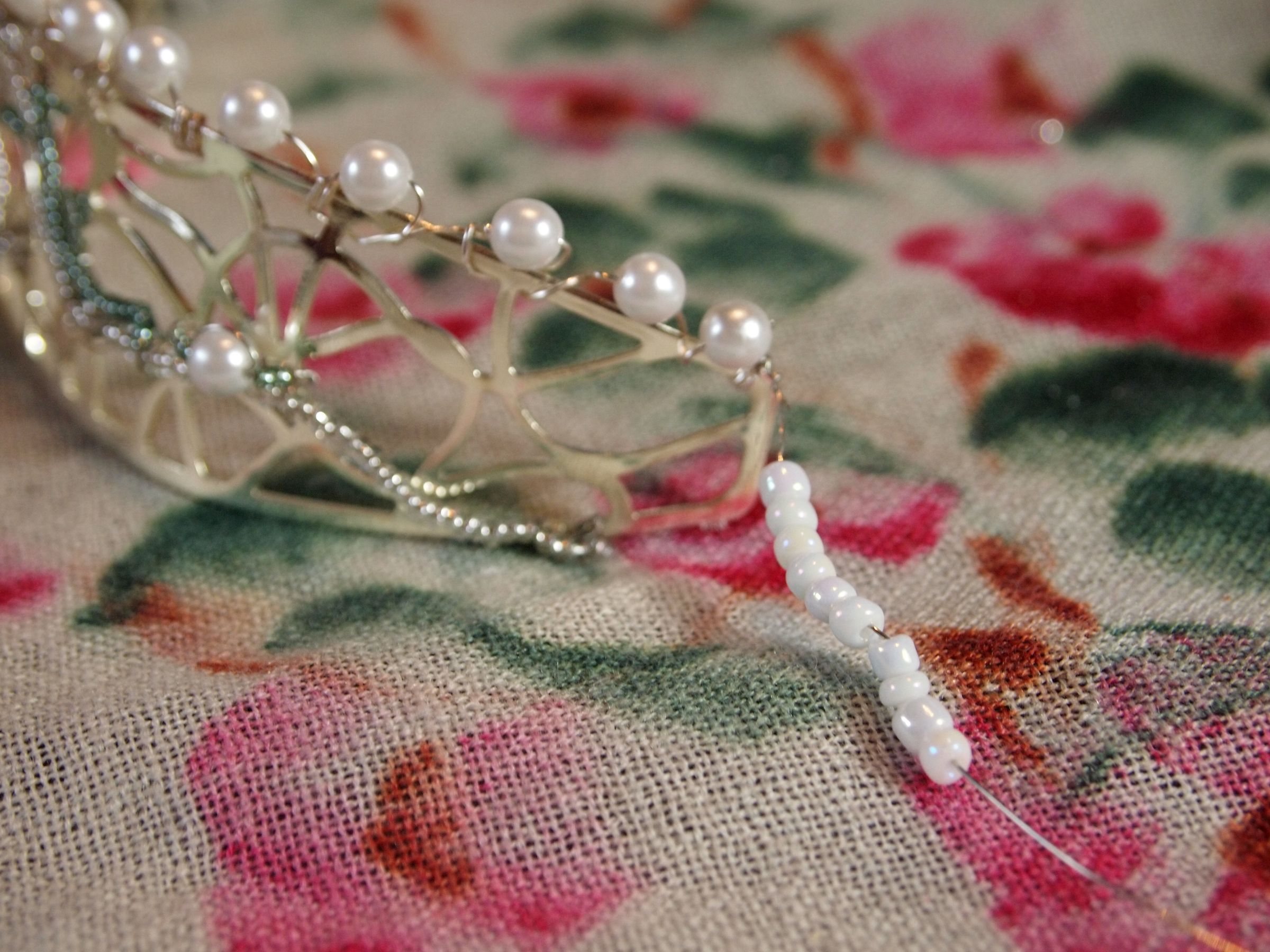 Unique DIY Beautiful HeadPiece & Small Veil : 8 Steps (with Pictures ...