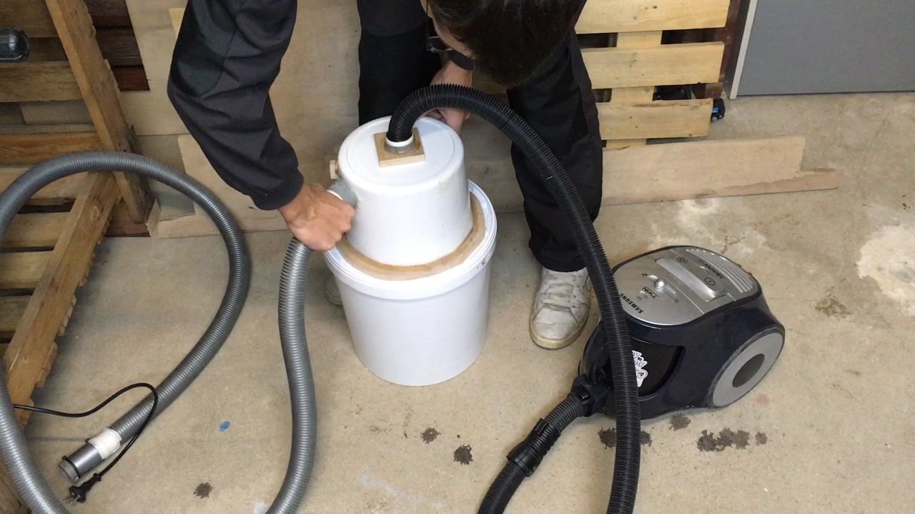 DIY: Cyclone Dust Separator From Two Buckets : 8 Steps (with Pictures ...