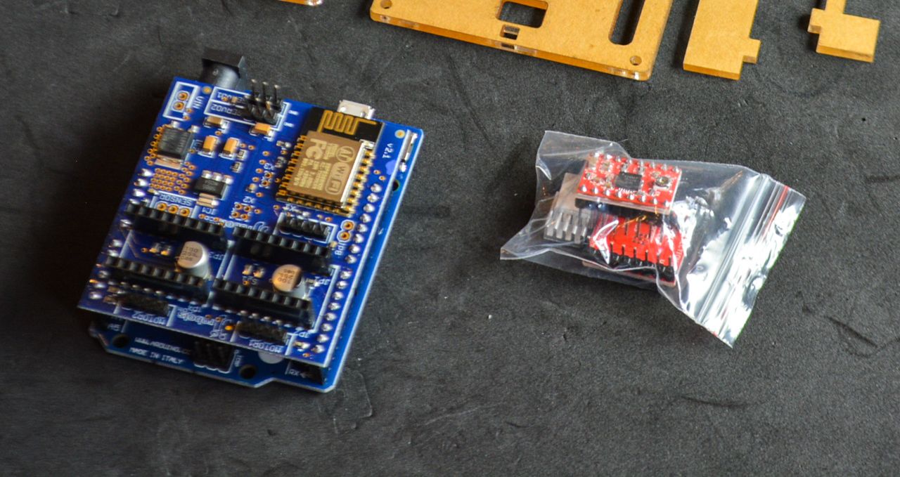 IBoardbot. the Internet Controlled Whiteboard Robot : 13 Steps (with ...