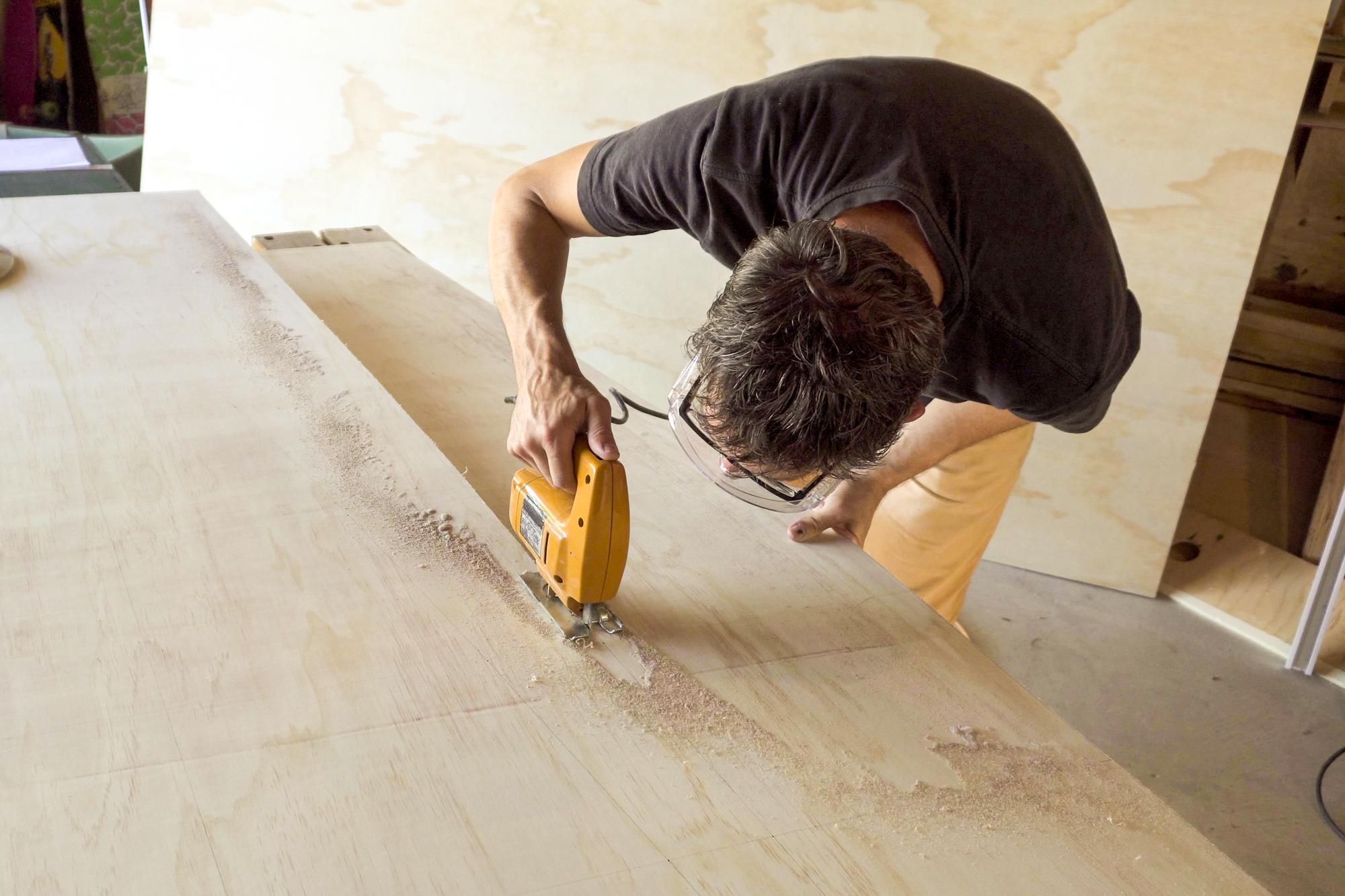 "Quick" Canoe Made From Plywood : 37 Steps (with Pictures) - Instructables