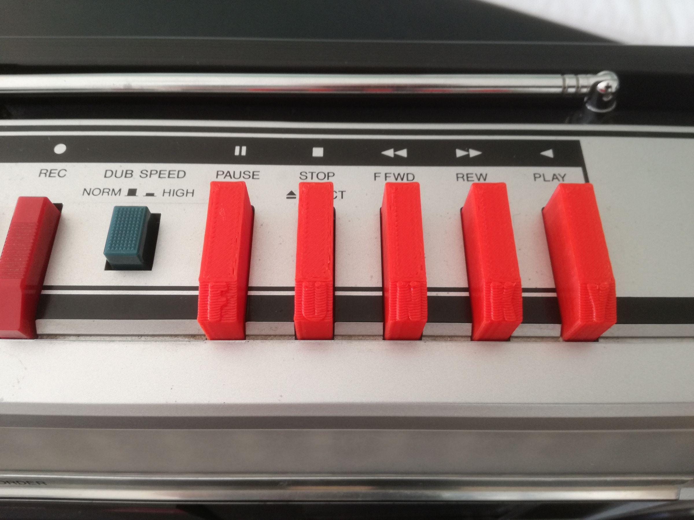 Remodeled 80s Boombox : 8 Steps (with Pictures) - Instructables