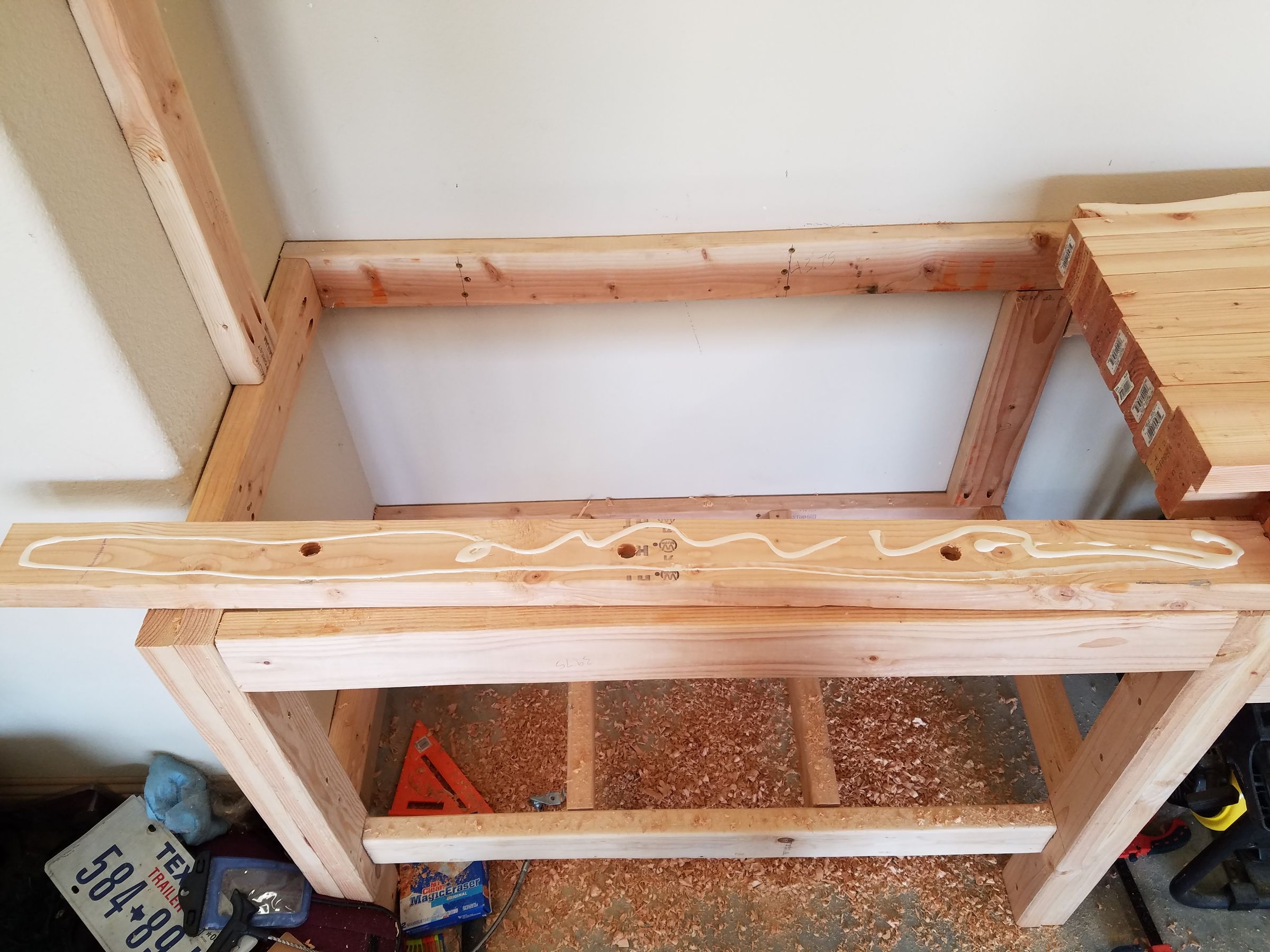 How to Create a Laminated Workbench Top : 6 Steps (with Pictures ...
