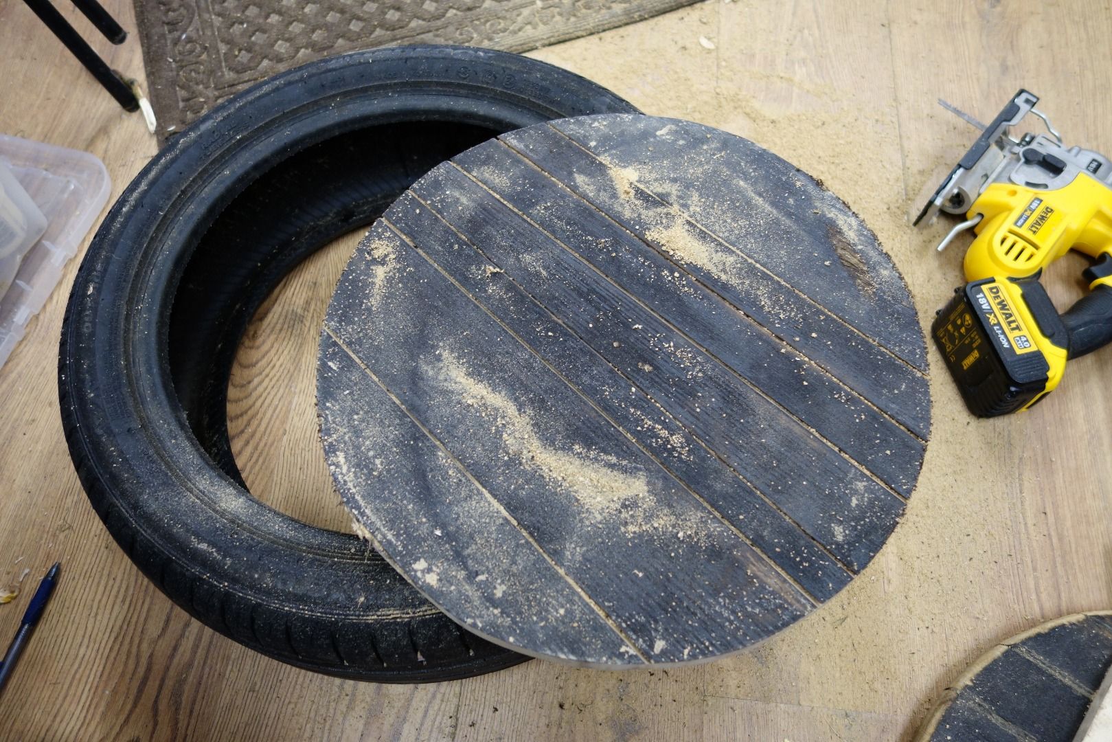 Tyre Swing : 6 Steps (with Pictures) - Instructables