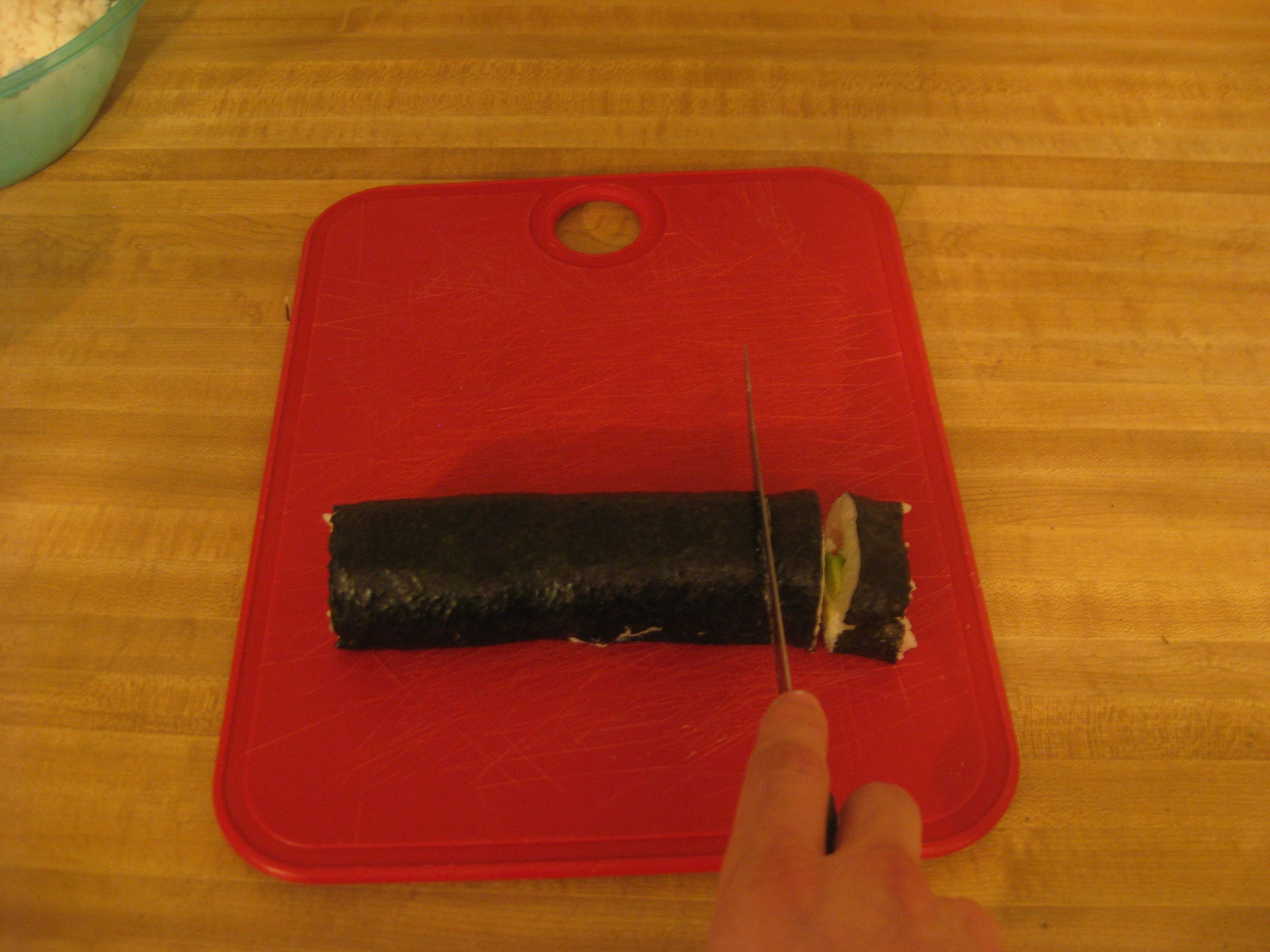 Vegetarian Sushi for Beginners: How to Create a Basic Sushi Roll : 7 ...