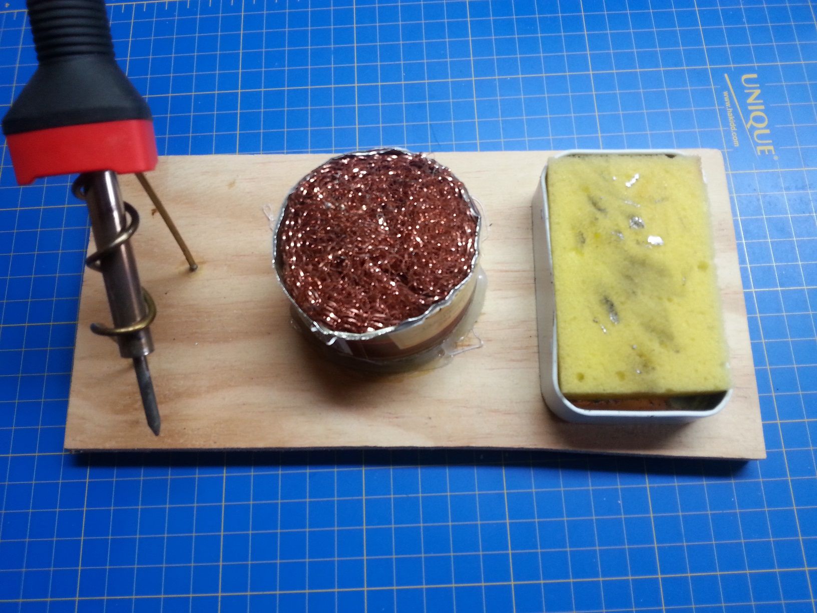 10 DIY Alternatives to Off-The-Shelf Electronics Components : 11 Steps ...