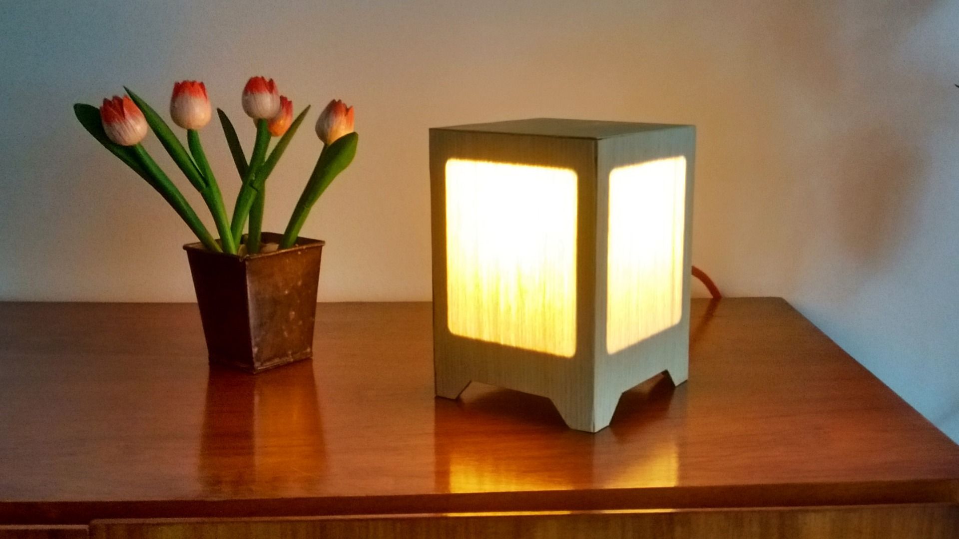 Hidden Silhouette Lamp : 5 Steps (with Pictures) - Instructables