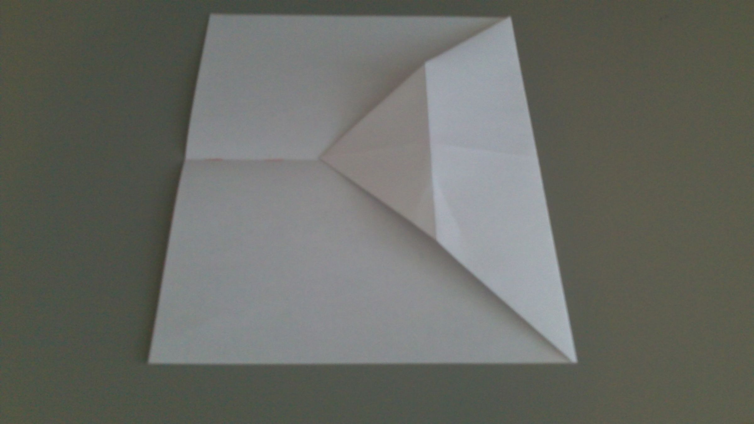 Long Distance Paper Airplane - Instructables