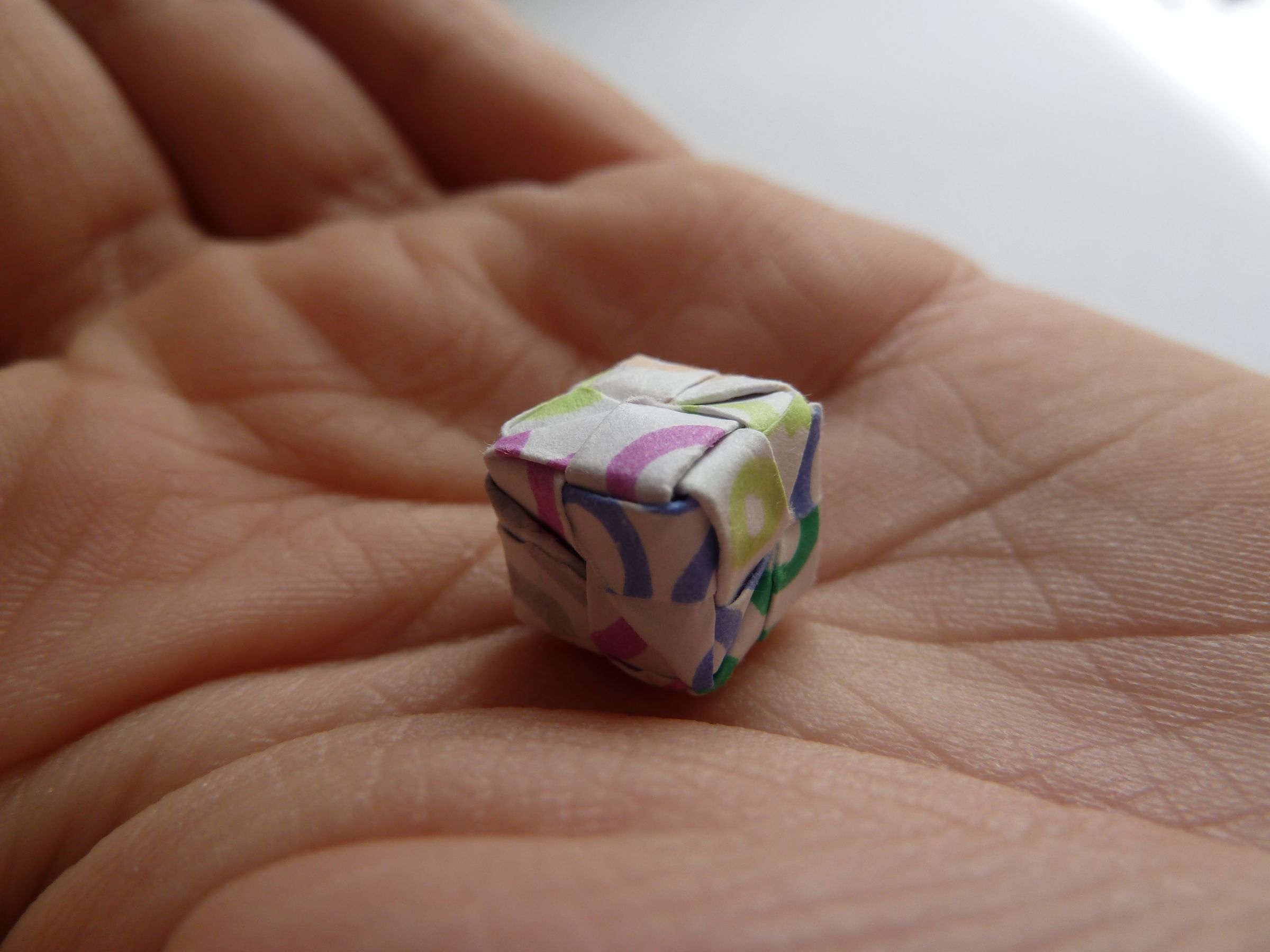 Origami Bracelet : 7 Steps (with Pictures) - Instructables