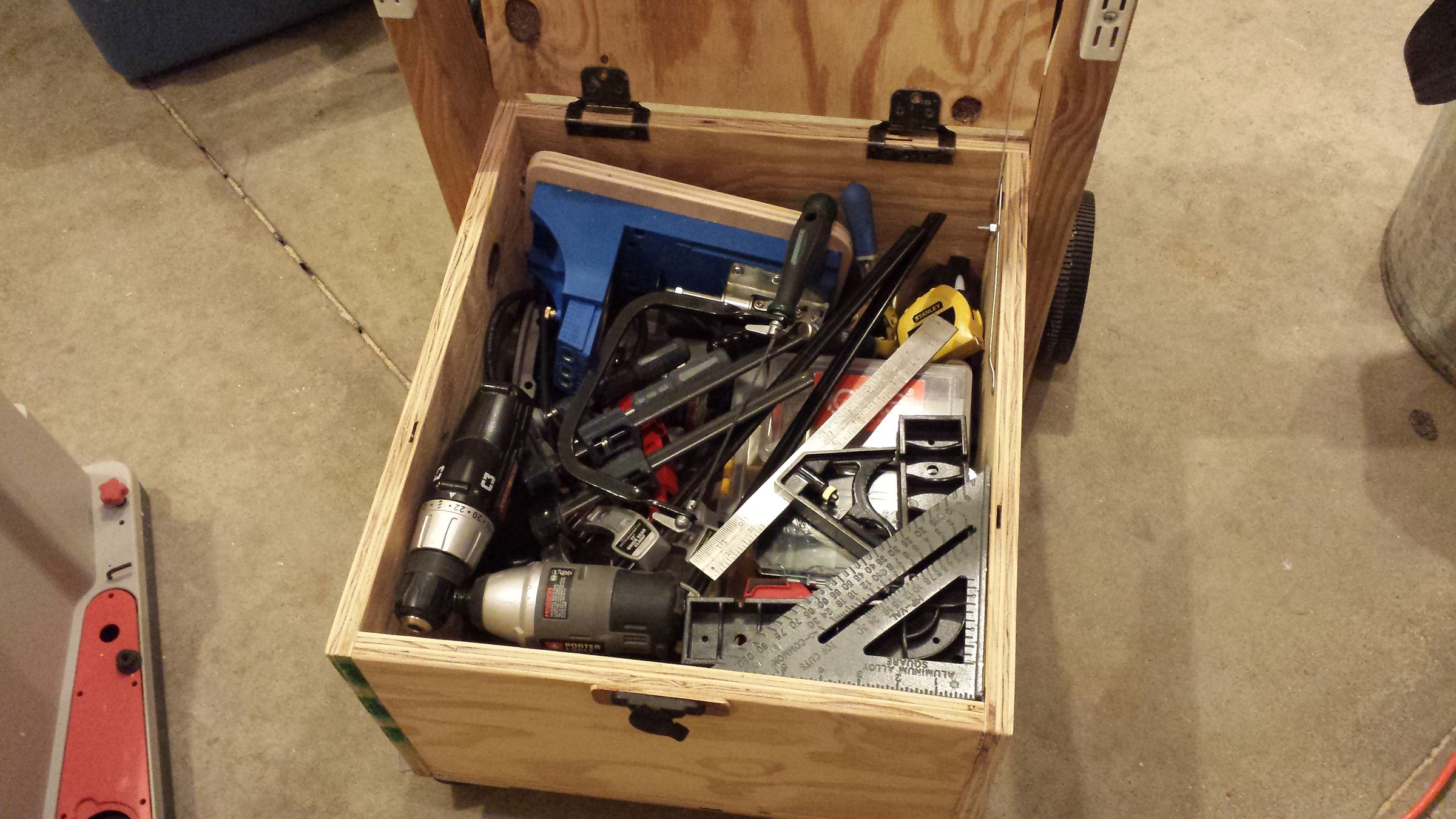 Mobile Toolbox and Work Station : 5 Steps - Instructables