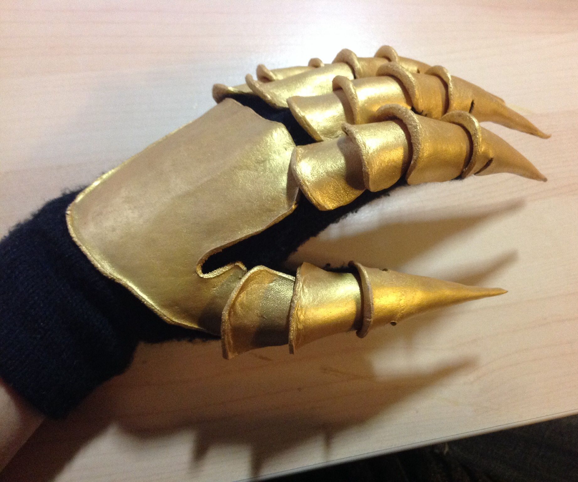 How to Make Vincent Valentine's Gauntlet : 5 Steps (with Pictures ...
