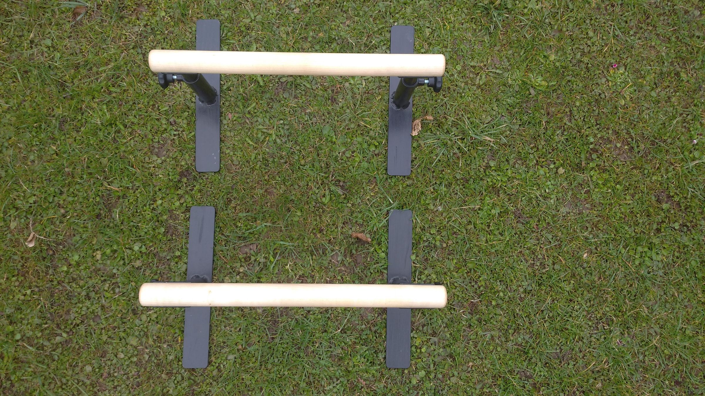 DIY Parallettes : 4 Steps - Instructables