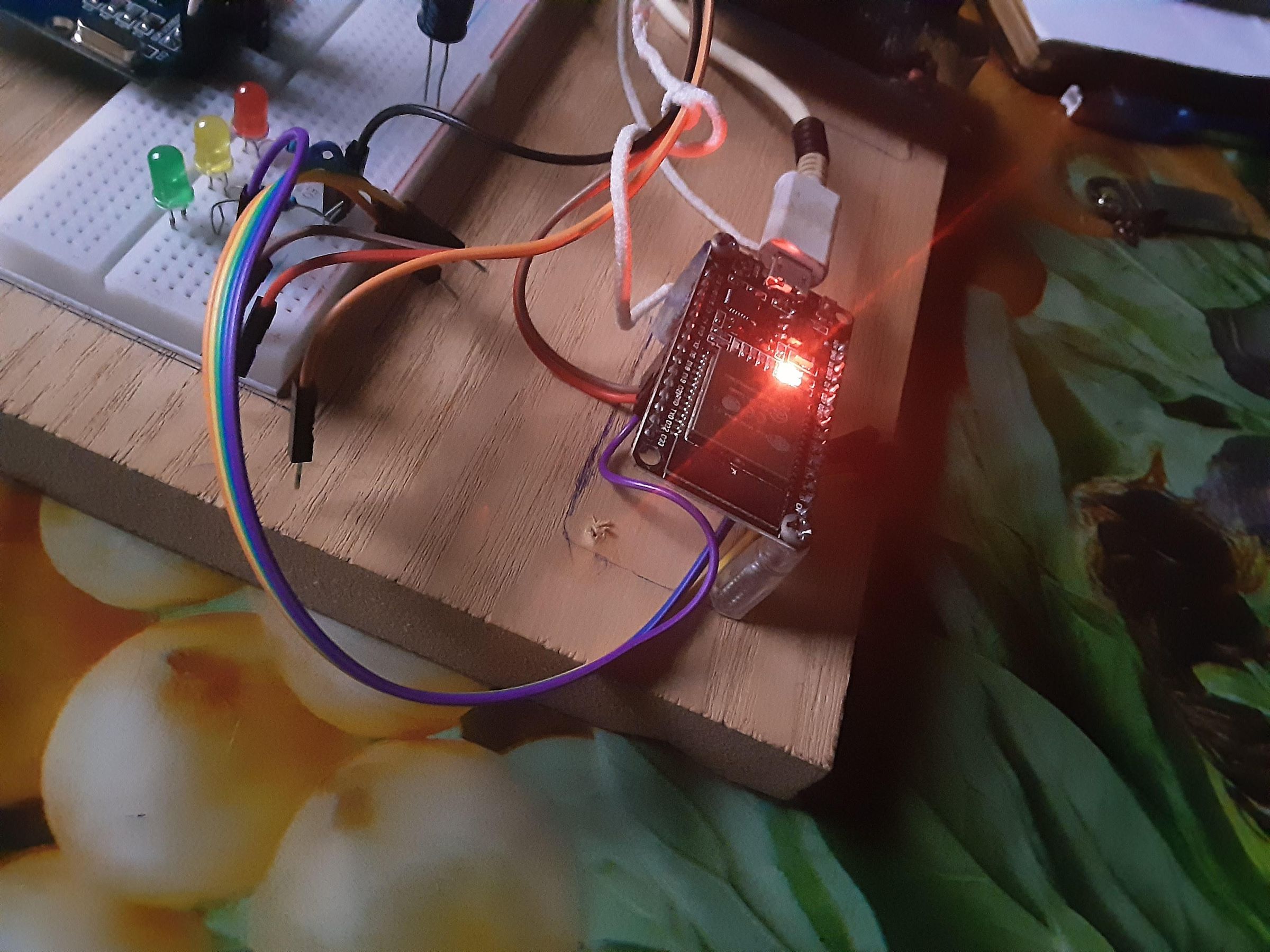 Blinking an LED With ESP32 : 3 Steps - Instructables