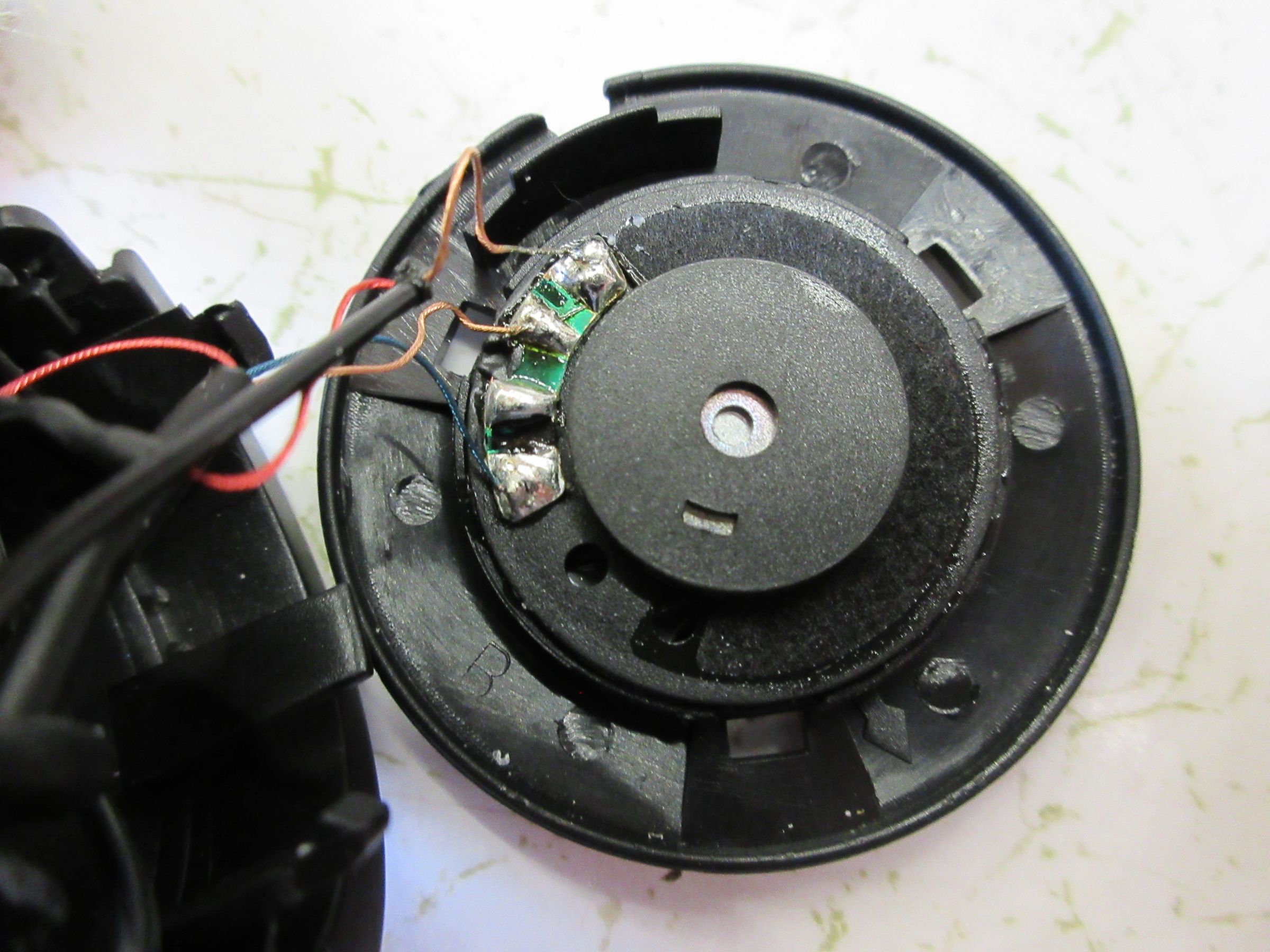 Listen to Electromagnetic Fields : 10 Steps (with Pictures) - Instructables