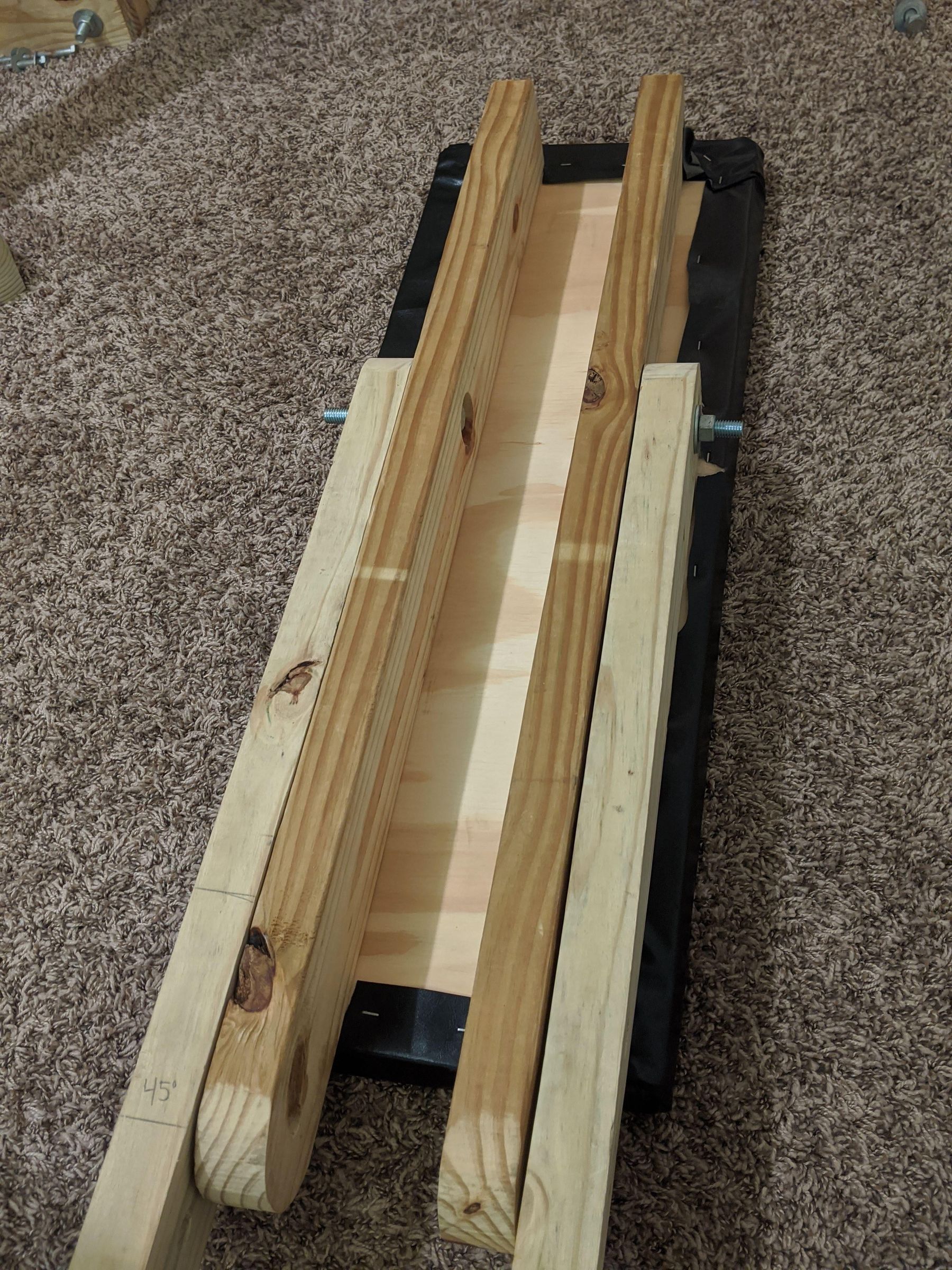 DIY Adjustable Wooden Weightlifting Bench : 12 Steps (with Pictures ...