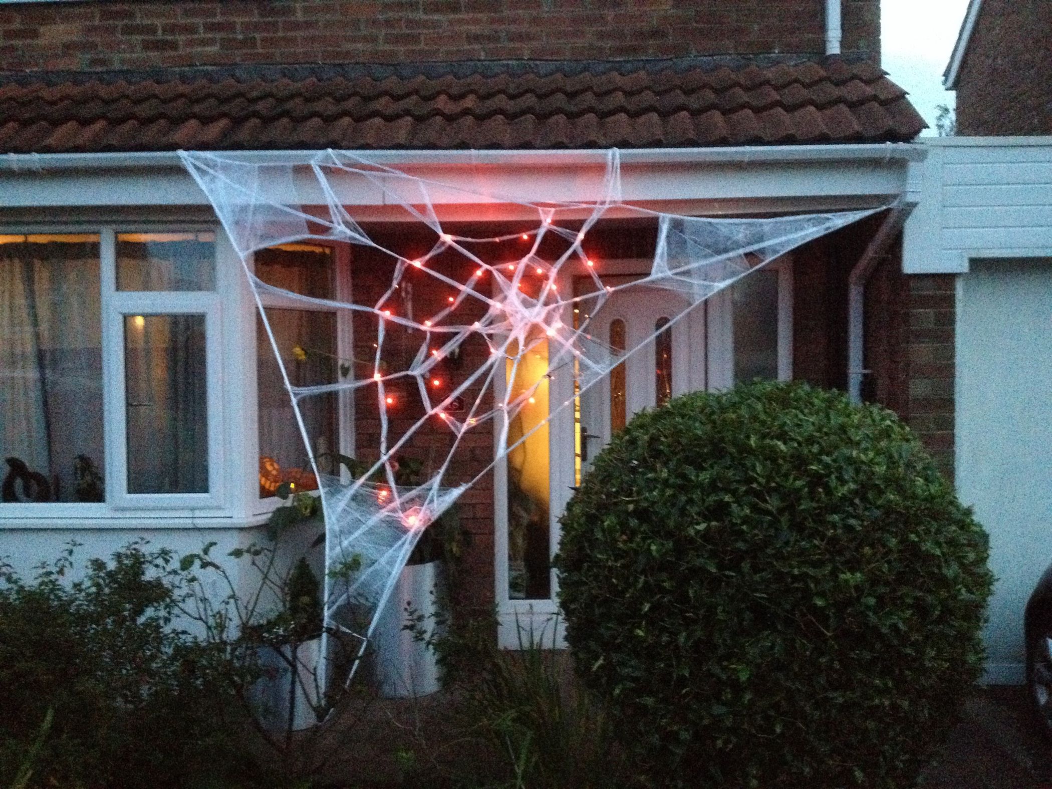 Giant Spider Web : 4 Steps (with Pictures) - Instructables