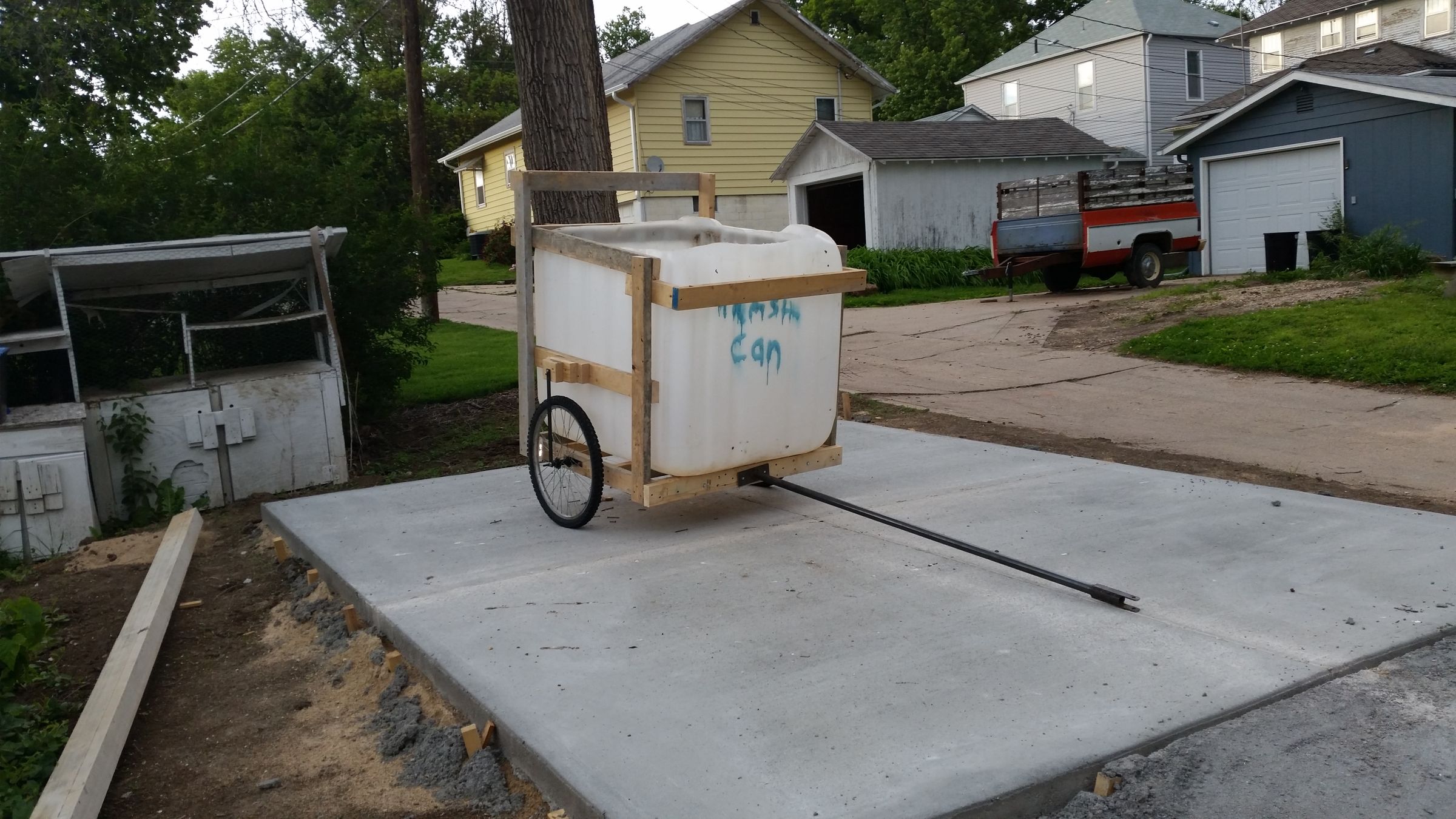 Grass Clipping Cart From Reclaimed Materials. : 5 Steps (with Pictures ...