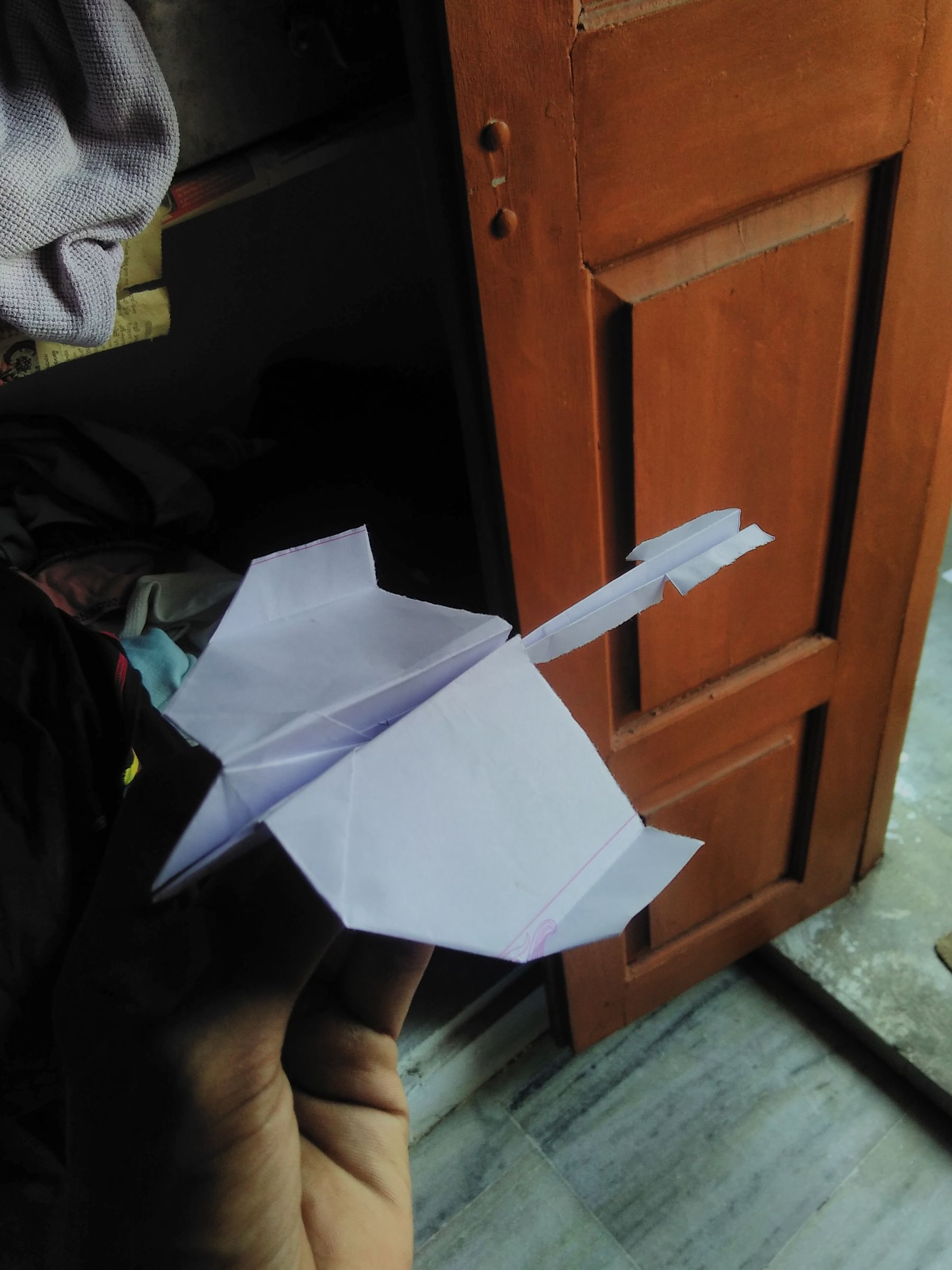 Finest Paper Plane : 4 Steps (with Pictures) - Instructables