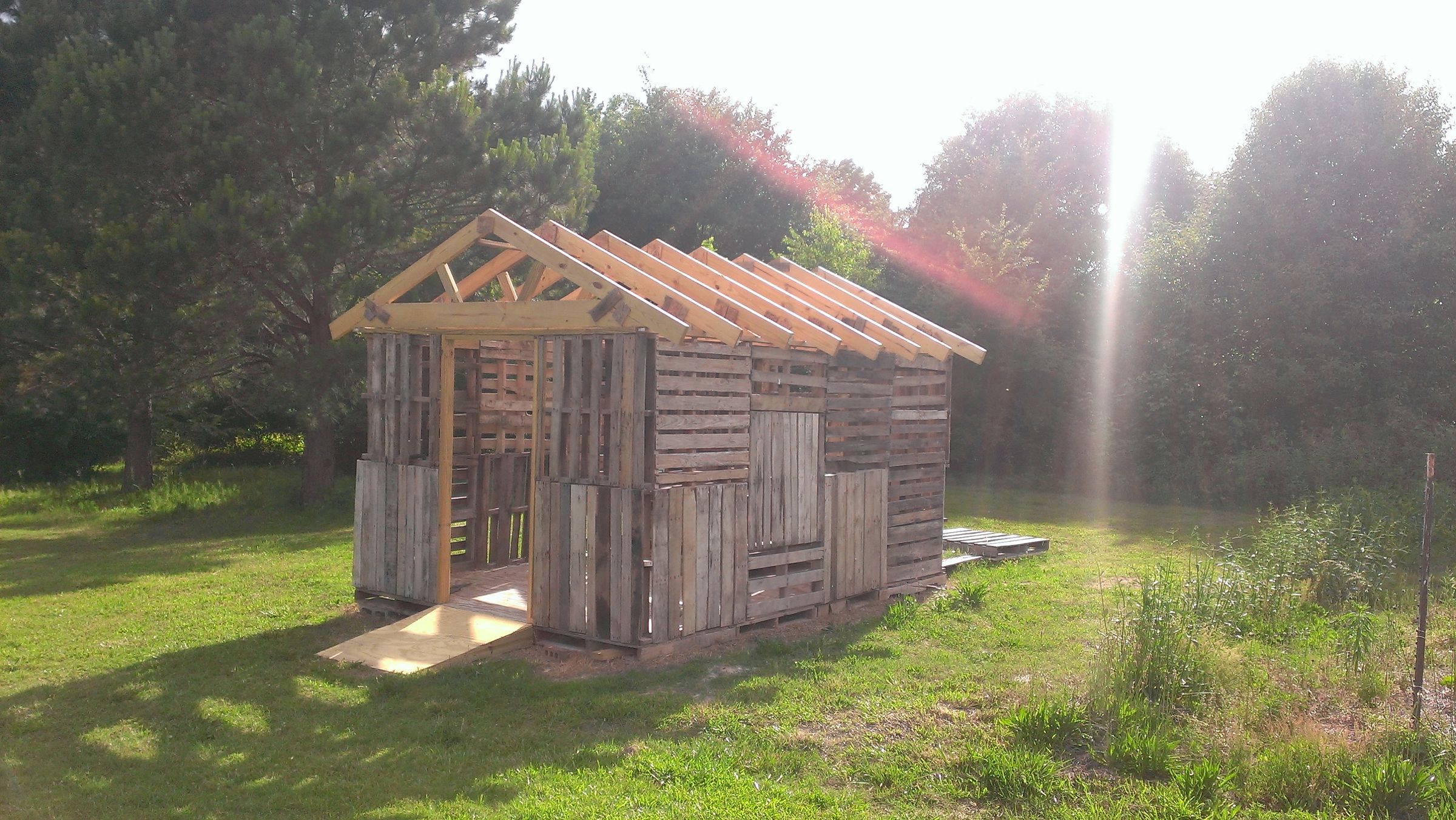 Garden Shed From Pallets : 8 Steps (with Pictures) - Instructables