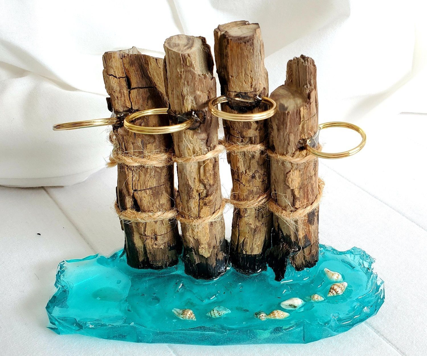 Driftwood and Epoxy Tooth Brush Holder : 6 Steps - Instructables