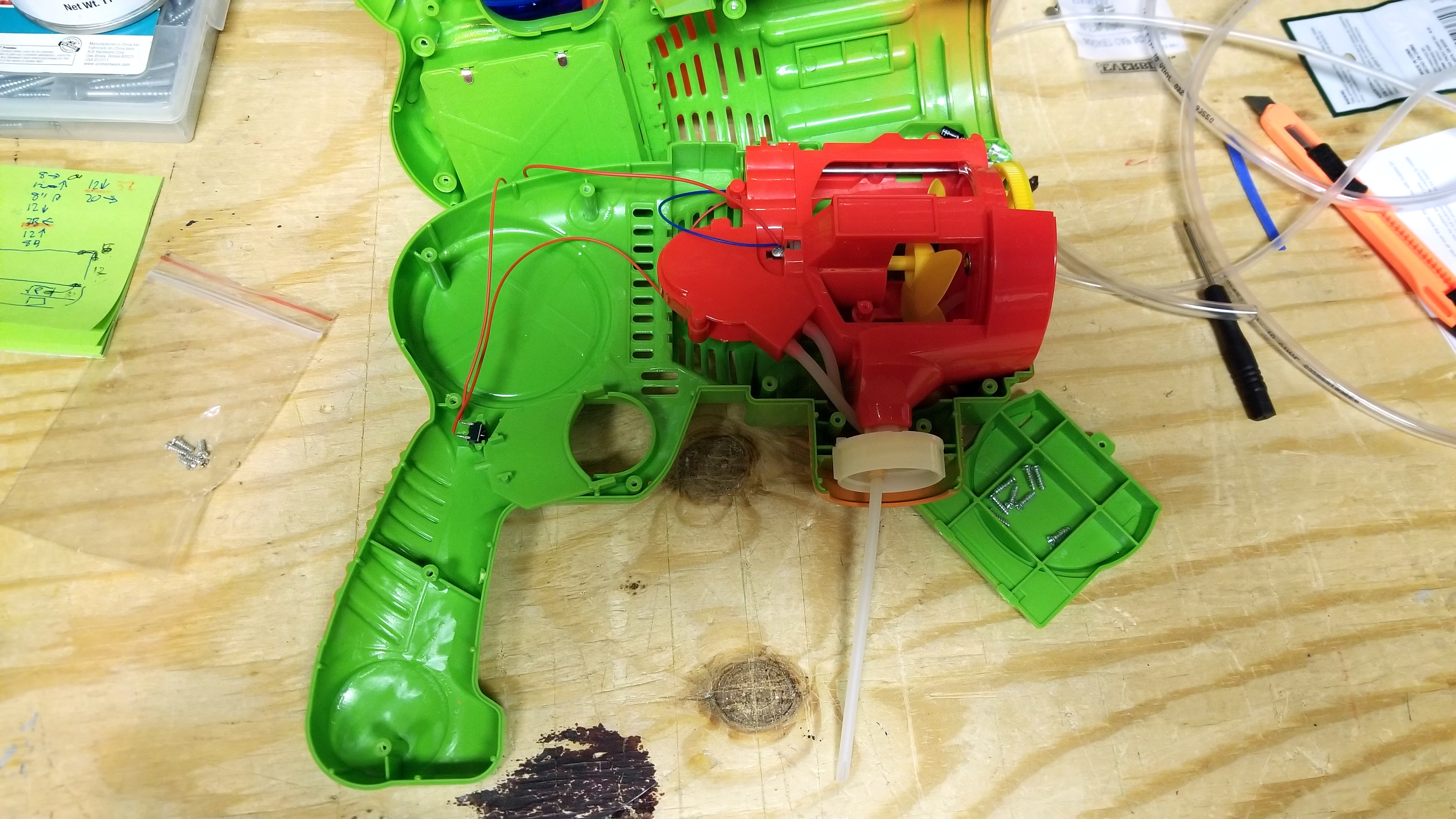 “Finding Nemo” Mobile Aquarium With Bubble Volcano & LEDs : 33 Steps ...