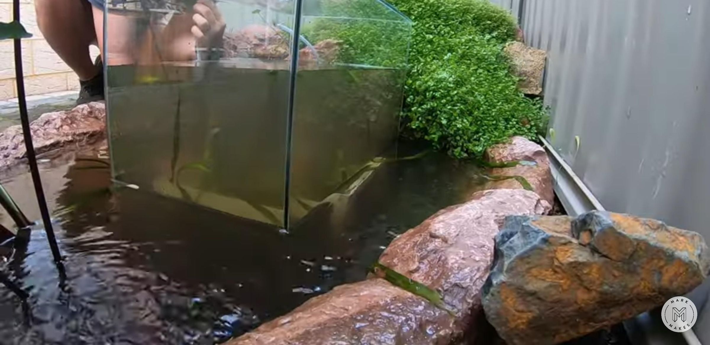 Inverted Fish Tank Tower : 5 Steps (with Pictures) - Instructables