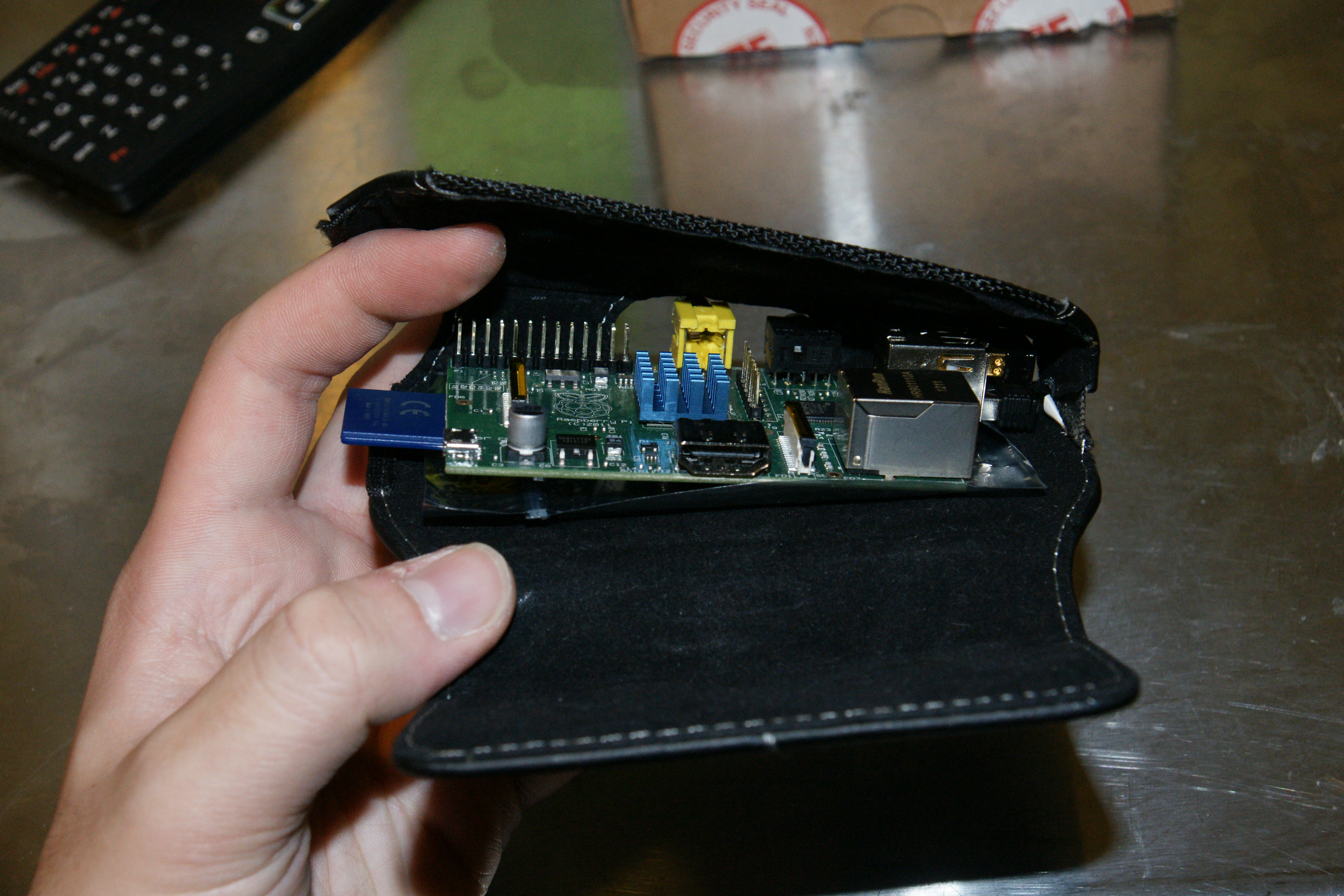 RaspberryPi Powered Wearable Computer : 8 Steps (with Pictures) - Instructables