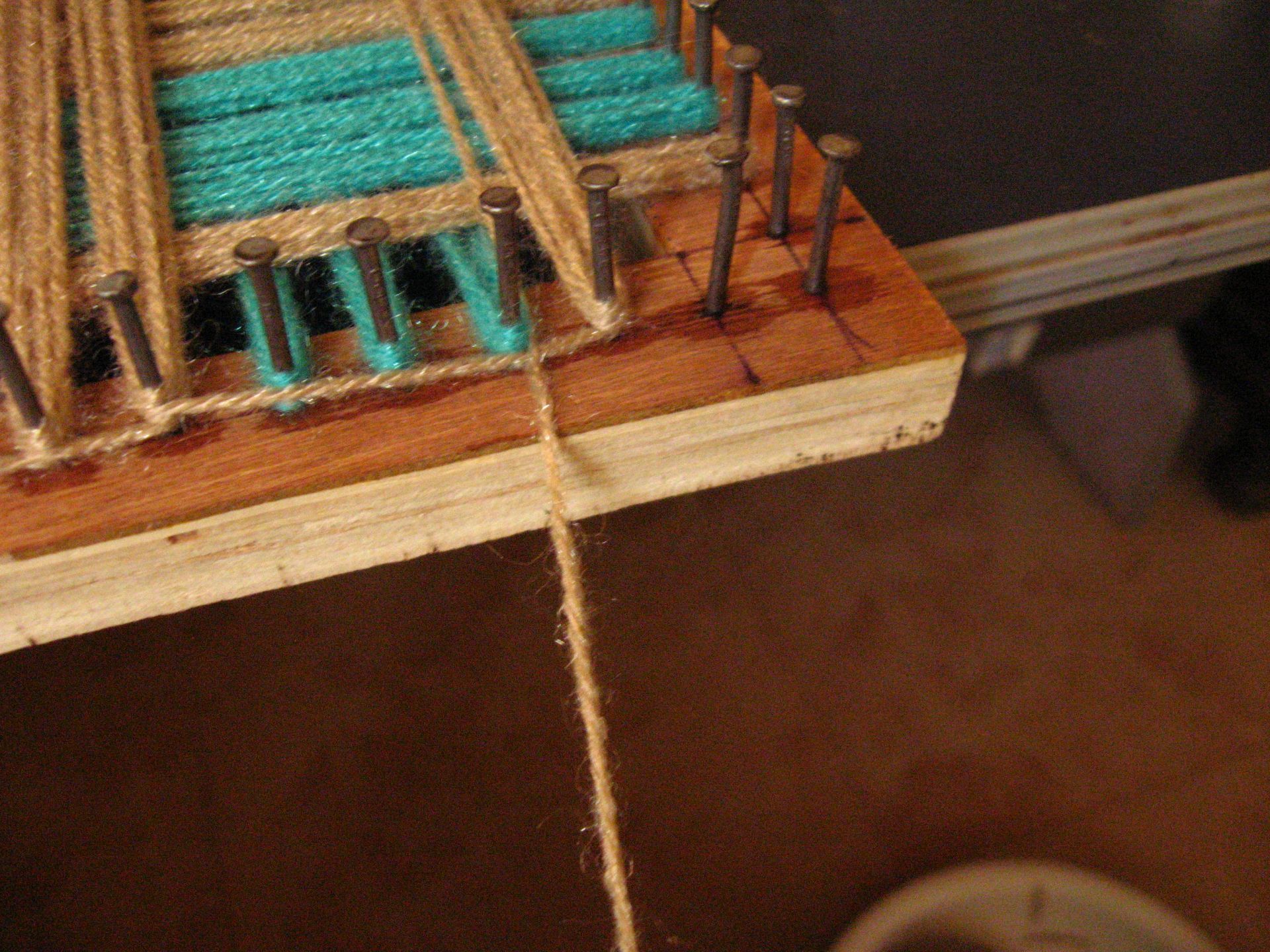 How to Weave a Small Table Mat With Home Made Loom : 13 Steps (with ...