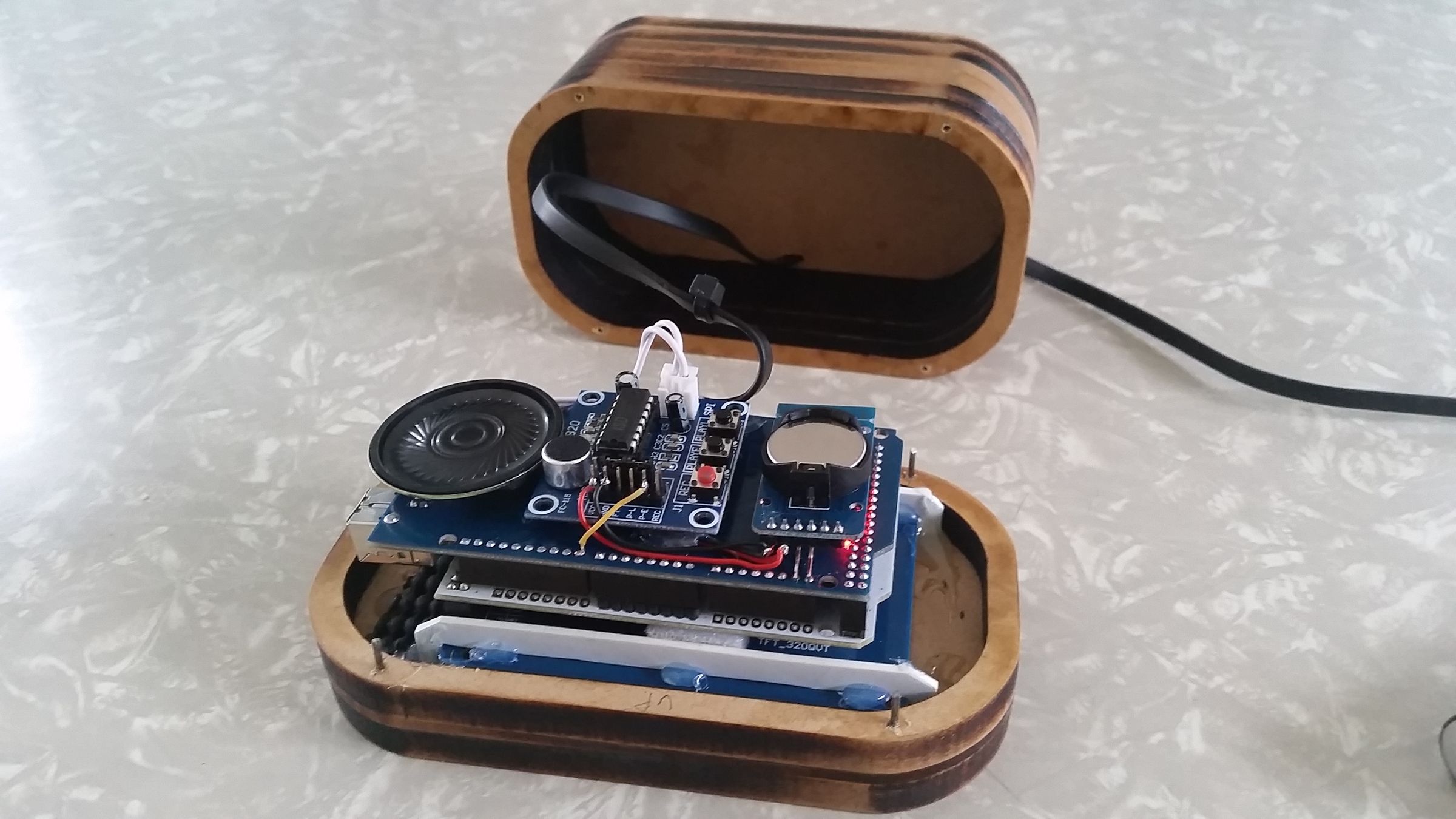 Retro Pac-Man Clock : 6 Steps (with Pictures) - Instructables