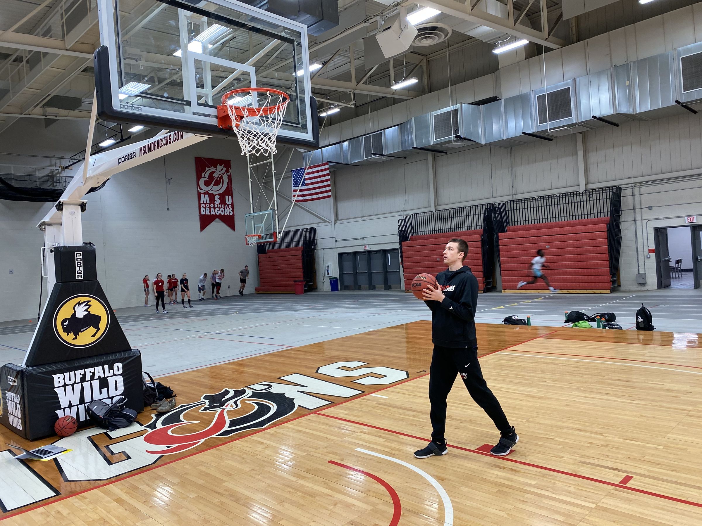 How to Make a Layup! (with Both Hands!) : 14 Steps - Instructables