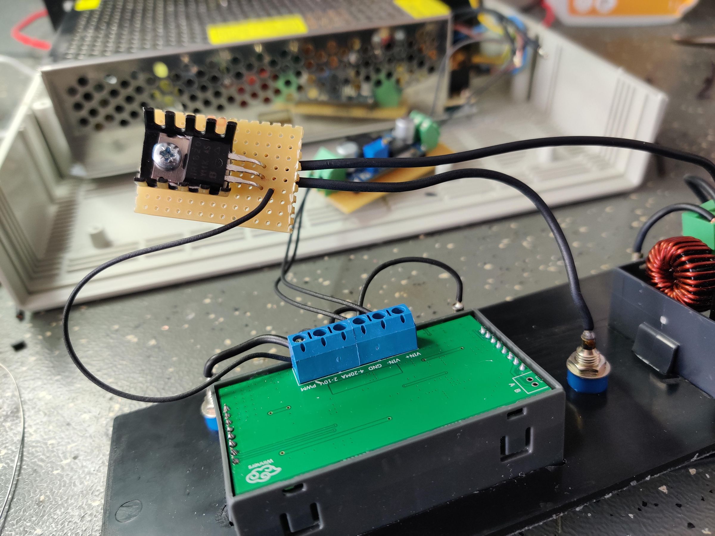 Power Supply With PWM Generator and Load Switch : 5 Steps (with ...