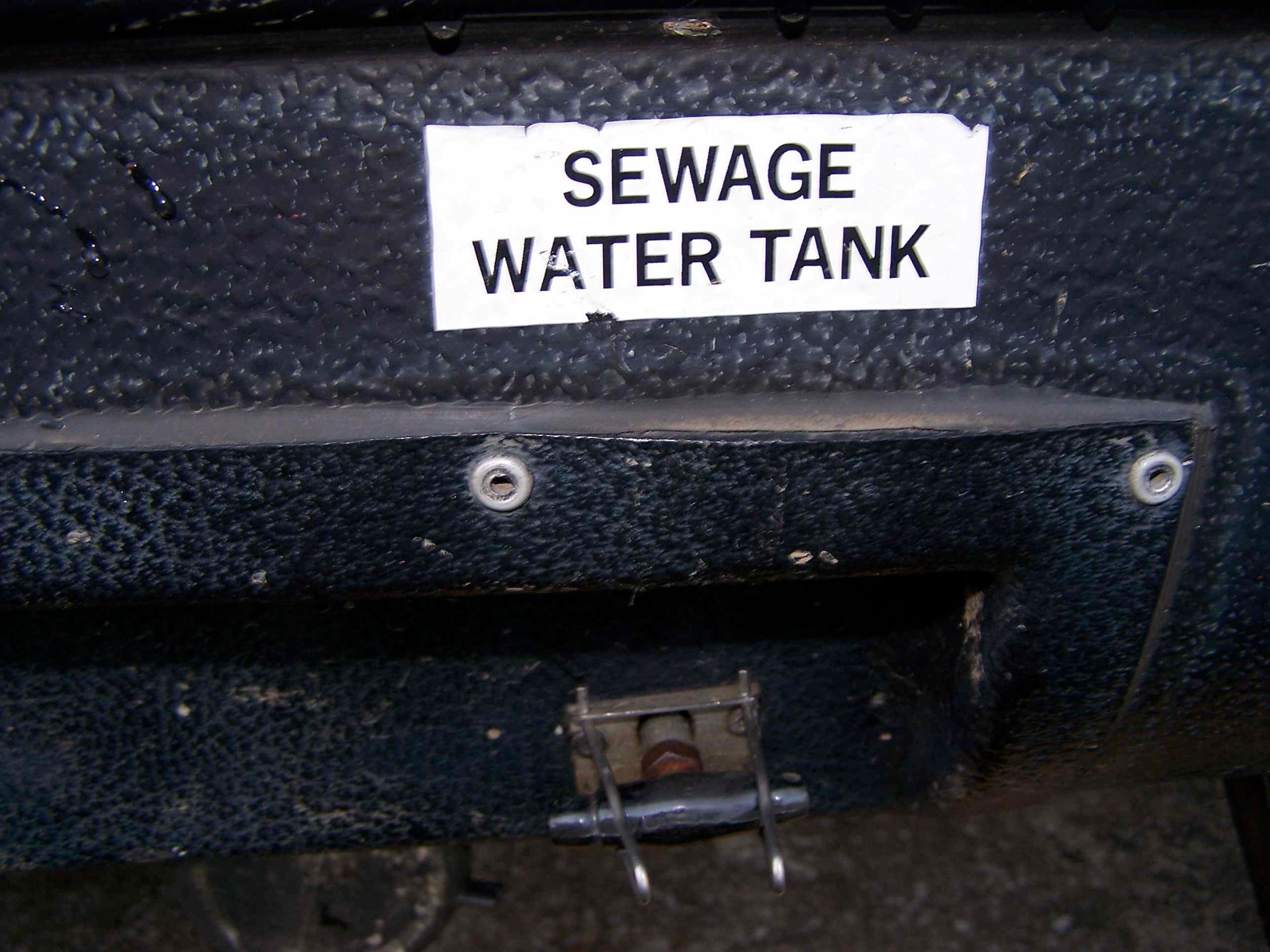 How to Drain an RV's Black and Gray Tanks. : 6 Steps - Instructables