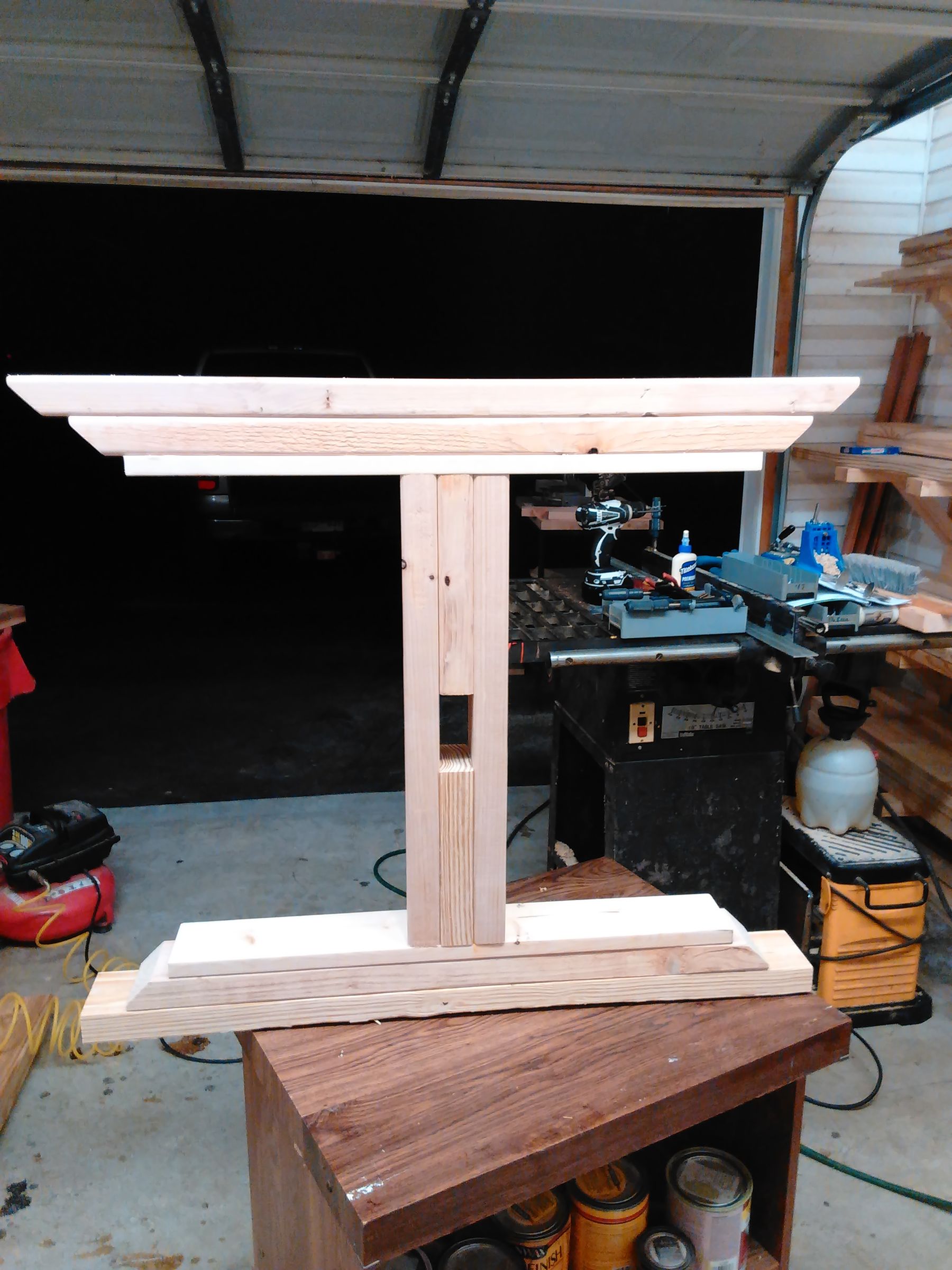 Rustic Farmhouse Table DIY : 10 Steps (with Pictures) - Instructables