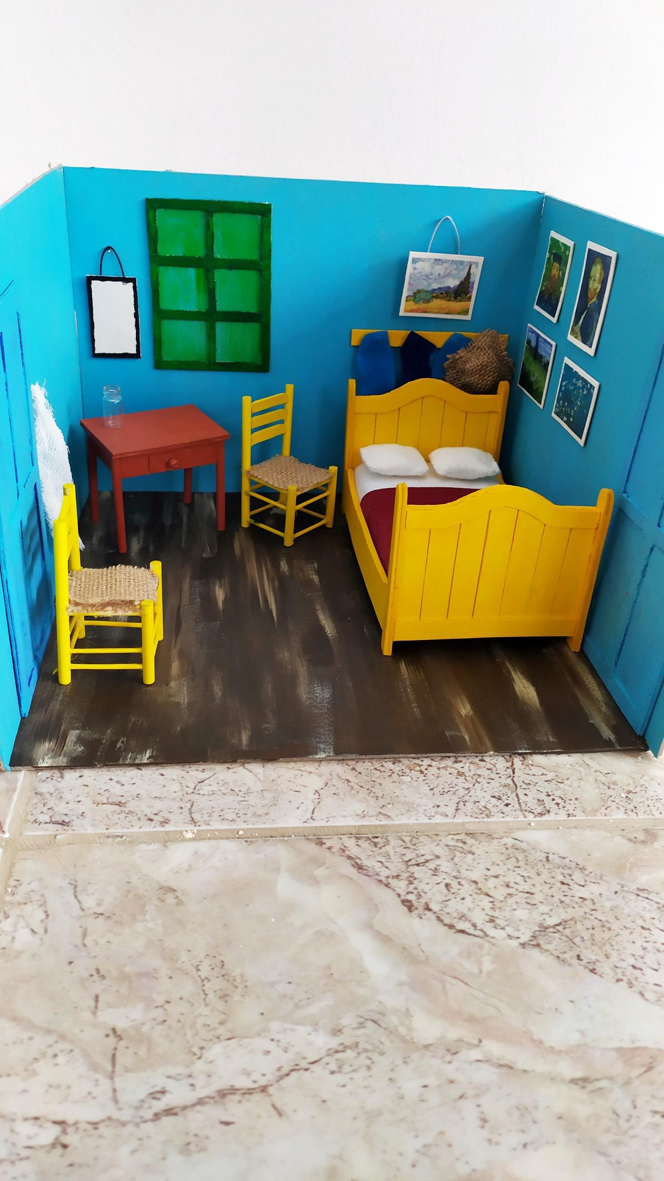 Miniature Bedroom in Arles : 17 Steps (with Pictures) - Instructables