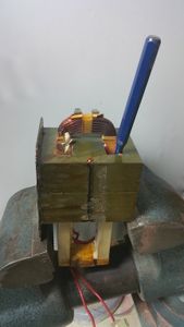 Demagnetizer From a Microwave Transformer : 4 Steps (with Pictures ...