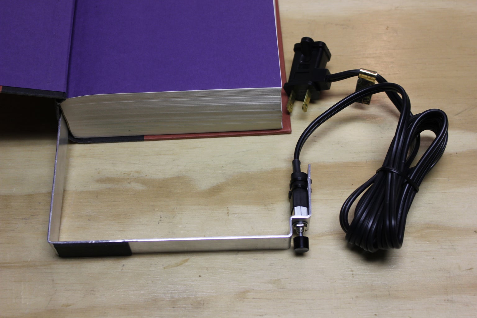 Hidden Bookshelf Light Switch 7 Steps With Pictures Instructables