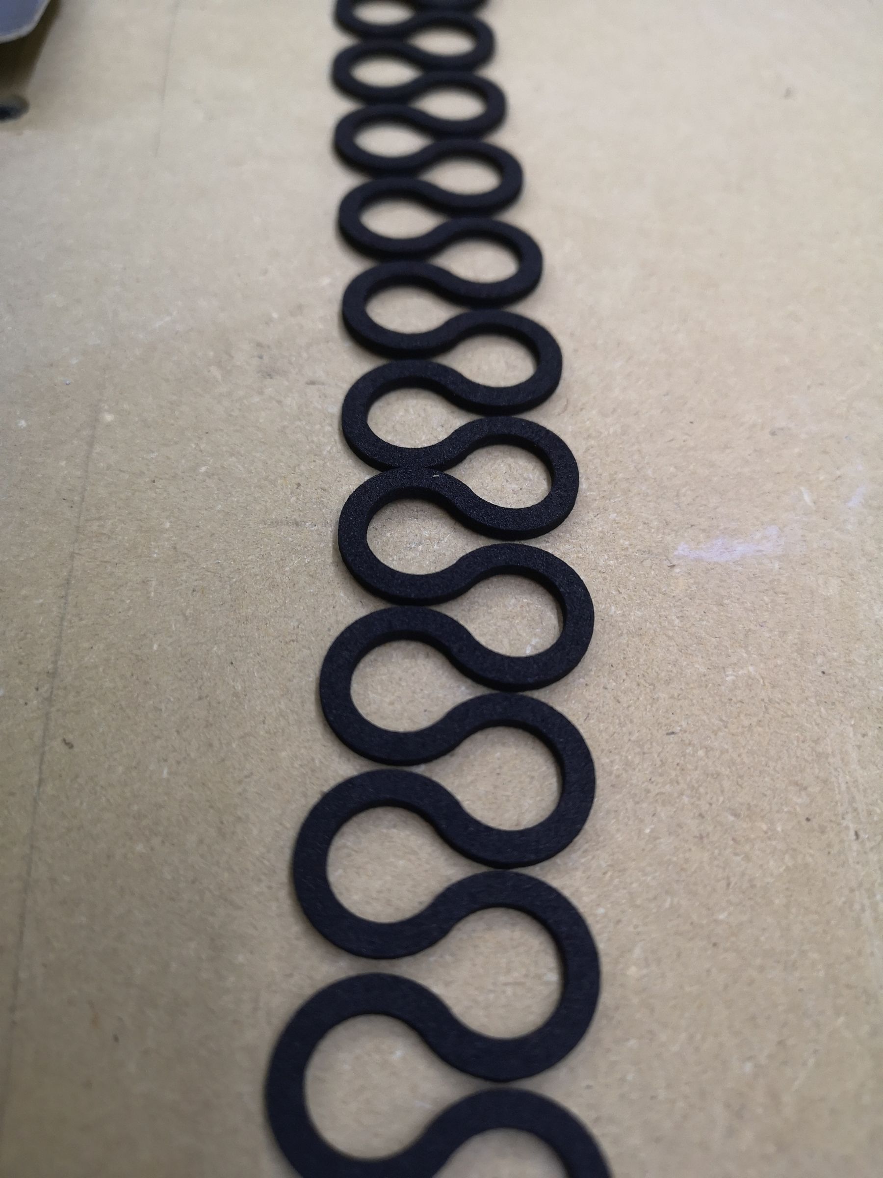 Ultra-Lightweight Chainmail Out of EVA Foam for Your 'For Honor ...