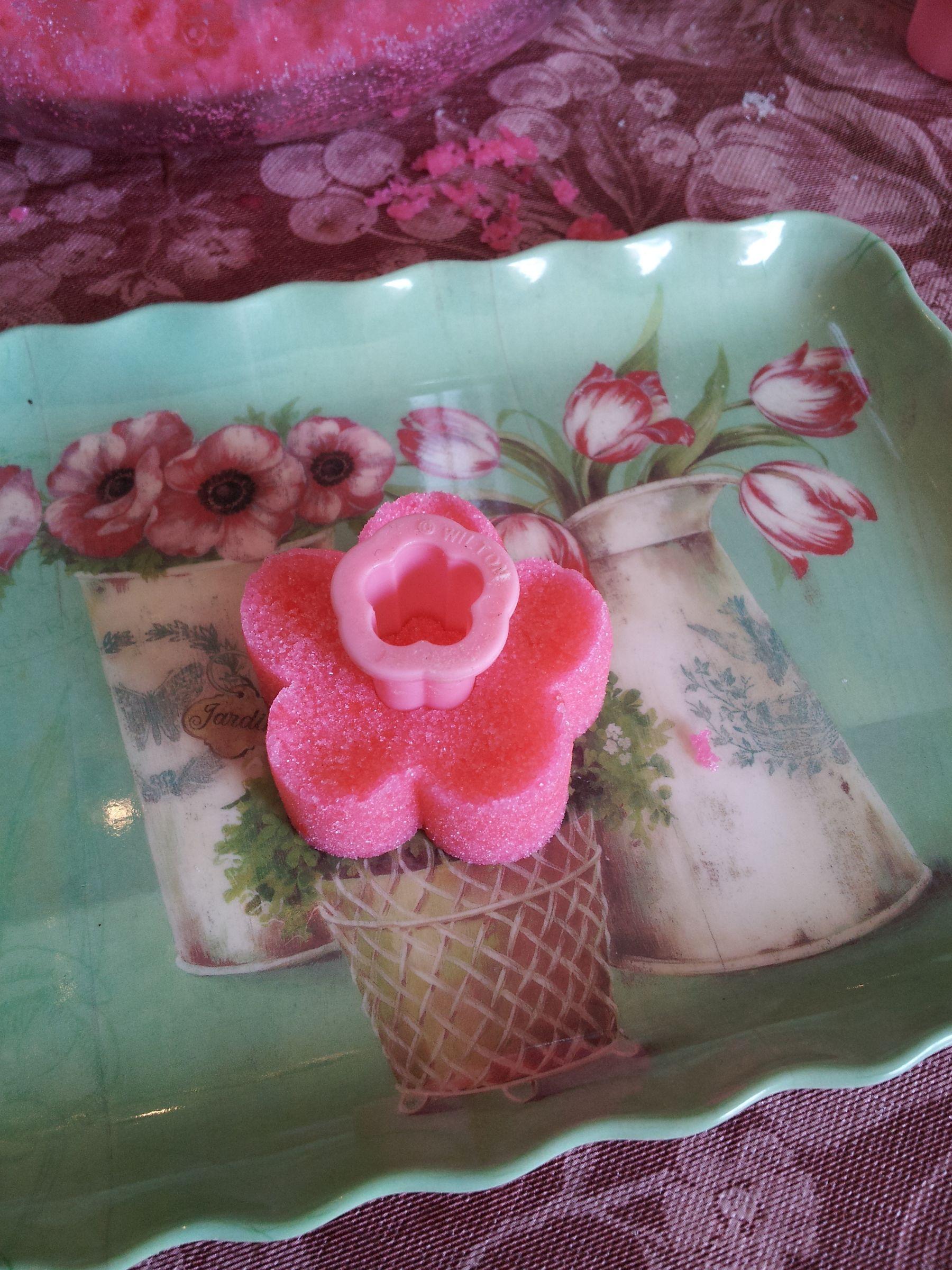 Sugar Molds - for Cupcakes and Decorations : 4 Steps (with Pictures ...