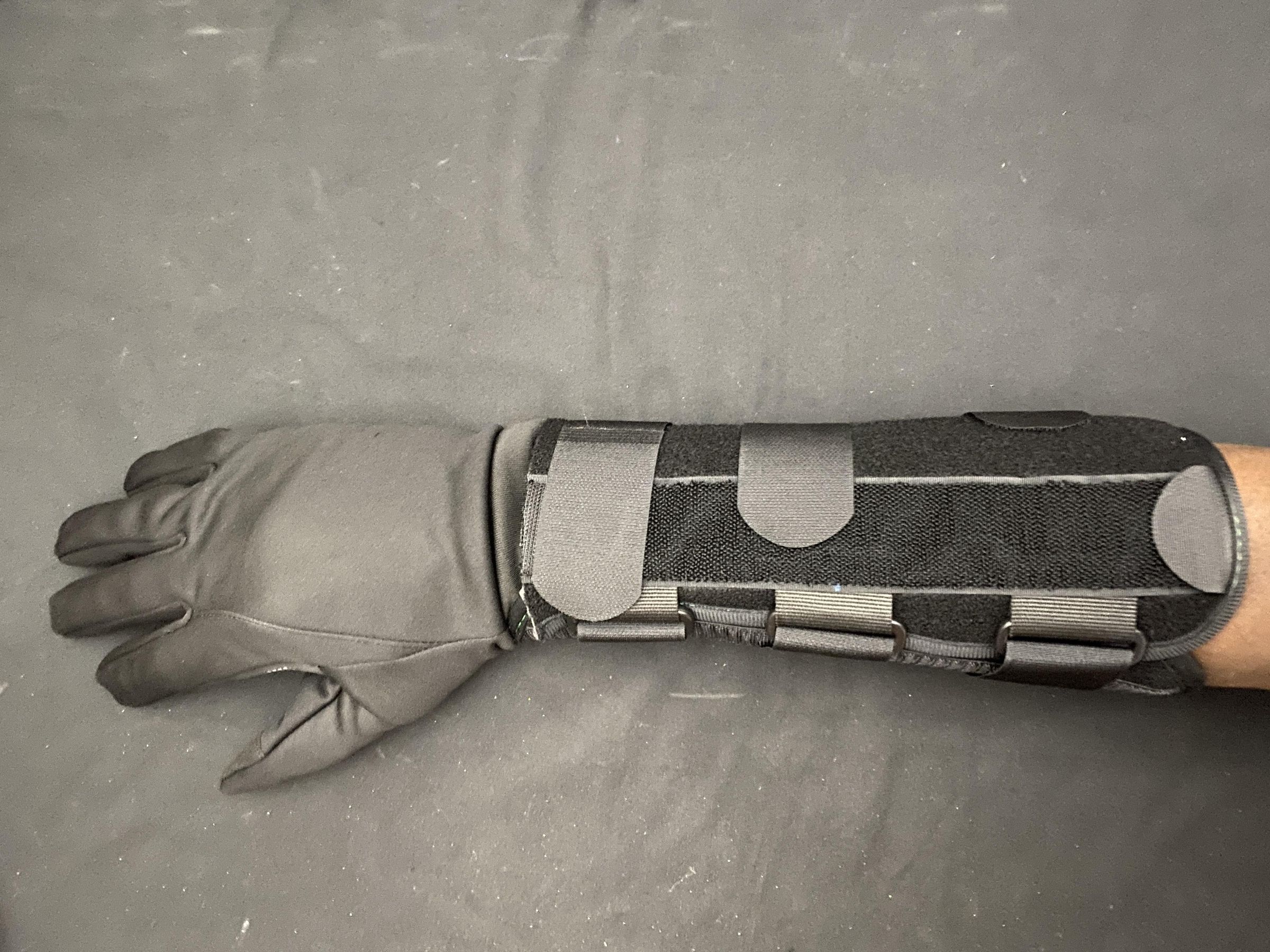 Electronic Wolverine Claws : 12 Steps (with Pictures) - Instructables