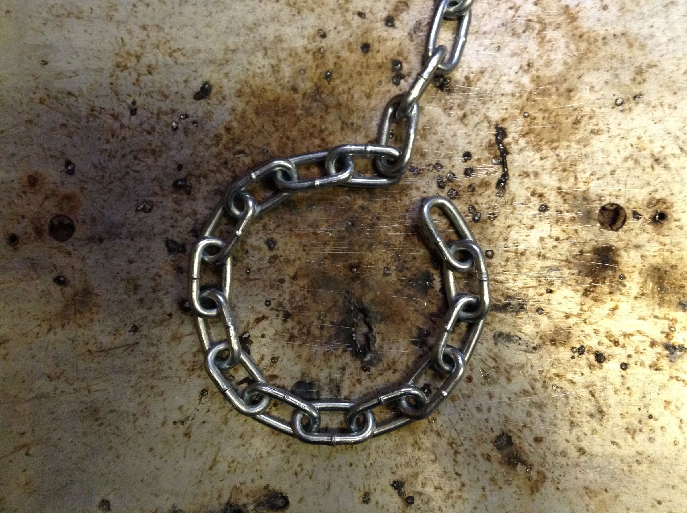 "Floating" Chain Wine Bottle Holder : 5 Steps (with Pictures ...