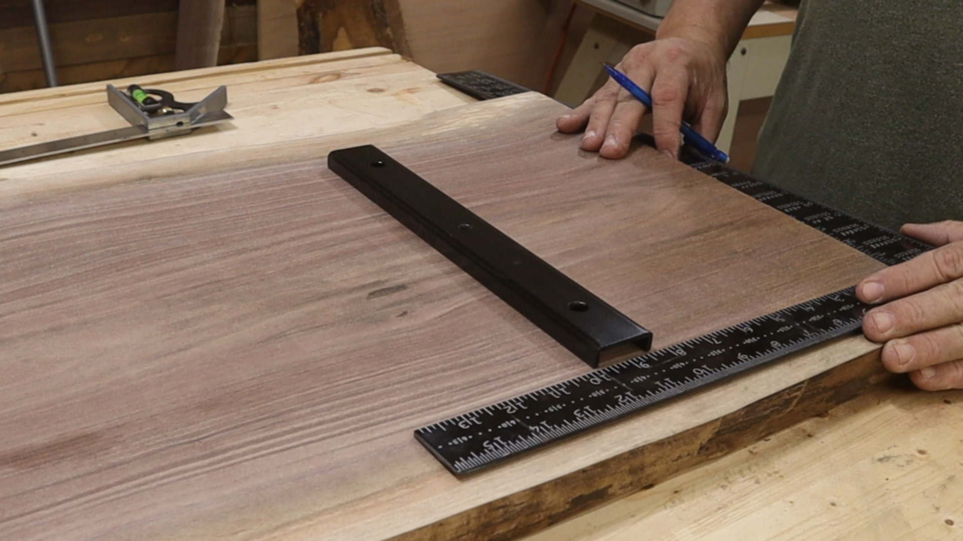 Live Edge Solid Walnut Coffee Table : 24 Steps (with Pictures ...