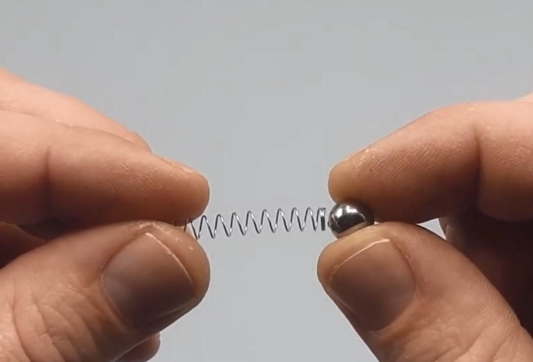 How to Make a Vibration Sensor : 7 Steps (with Pictures) - Instructables