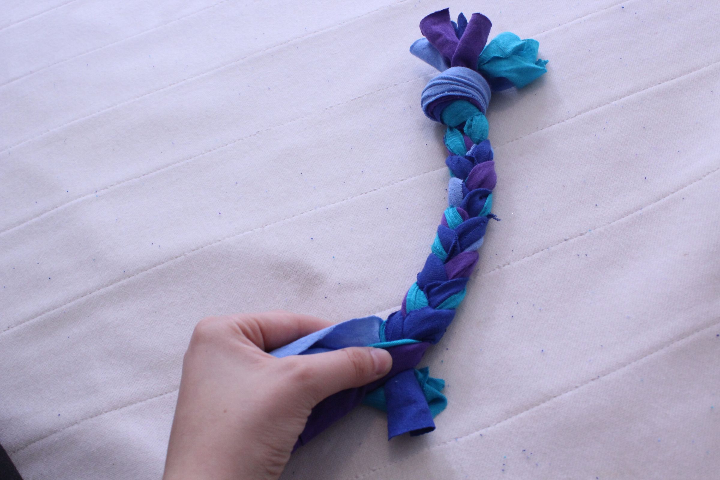 Easy Recycled Braided Dog Toys : 7 Steps (with Pictures) - Instructables