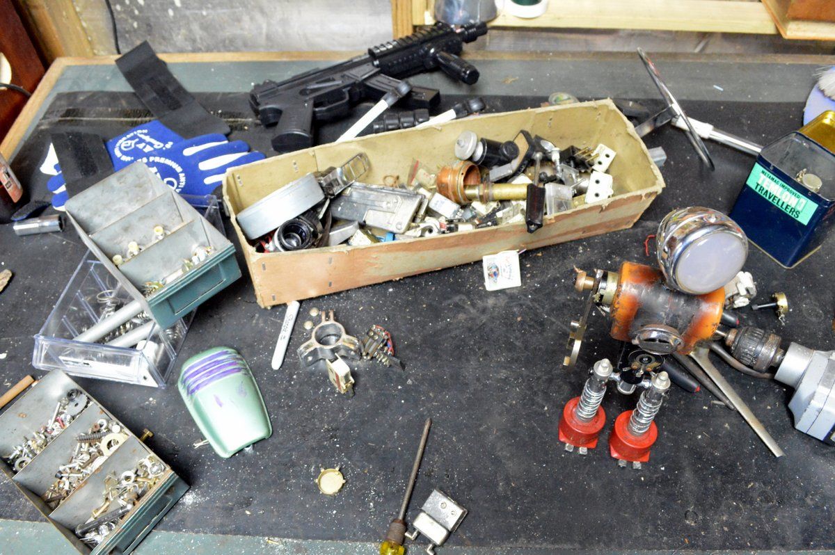 The Art of Making Junkbots : 14 Steps (with Pictures) - Instructables
