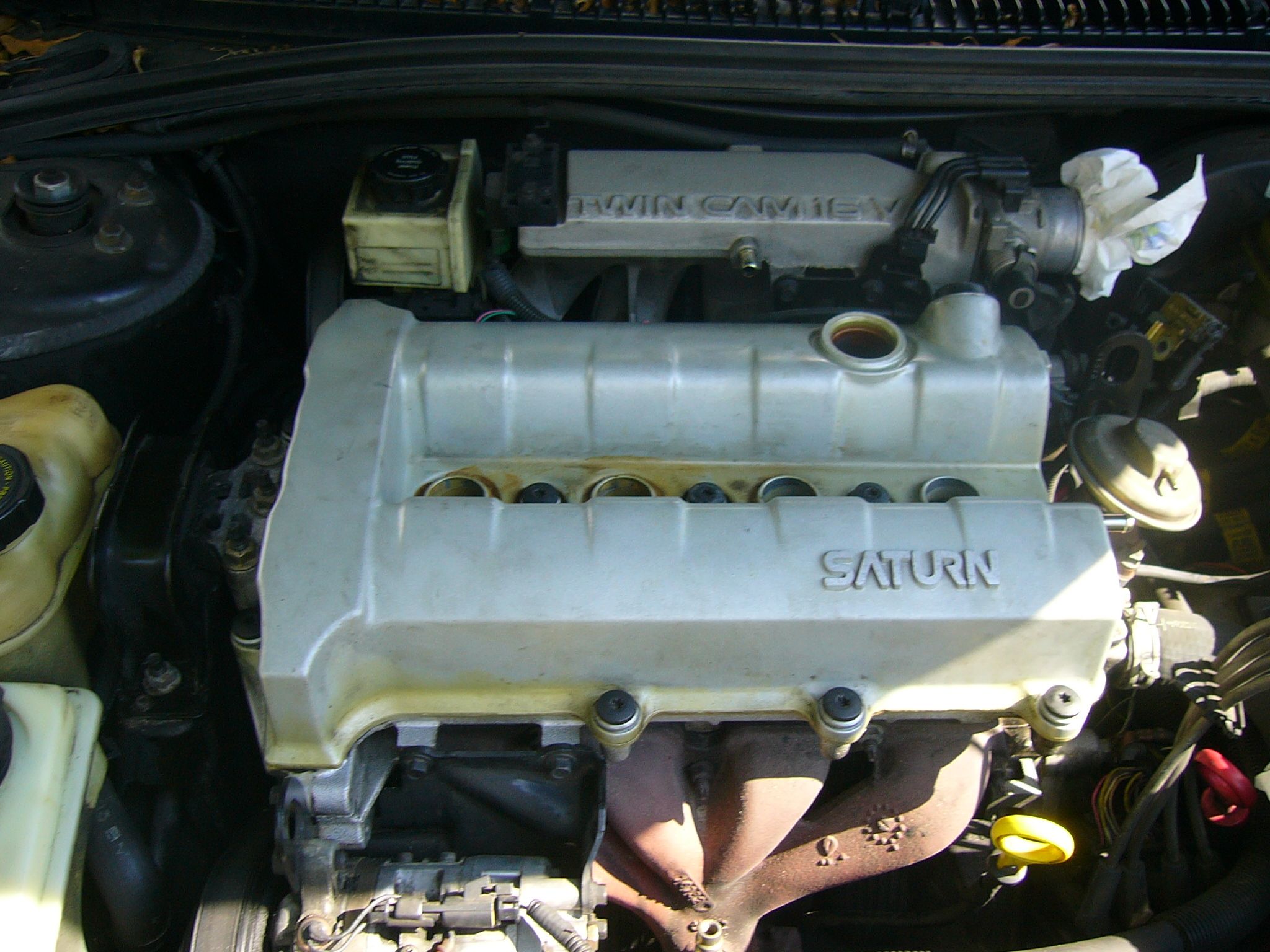 Replacing Your Car's Valve Cover Gasket : 10 Steps (with Pictures ...